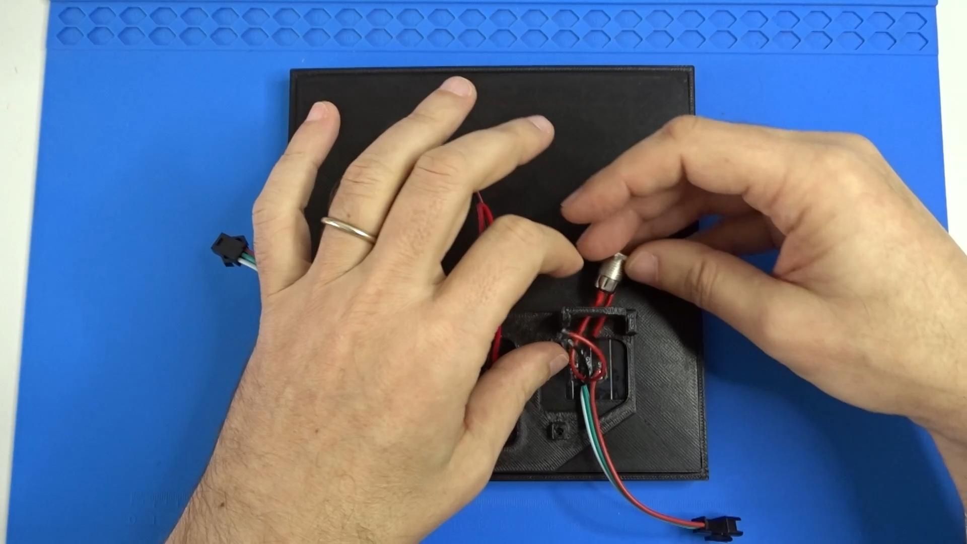 DIY WLED 16x16 LED Smart RGB Matrix Panel With ESP32 and INMP441 : 10 ...