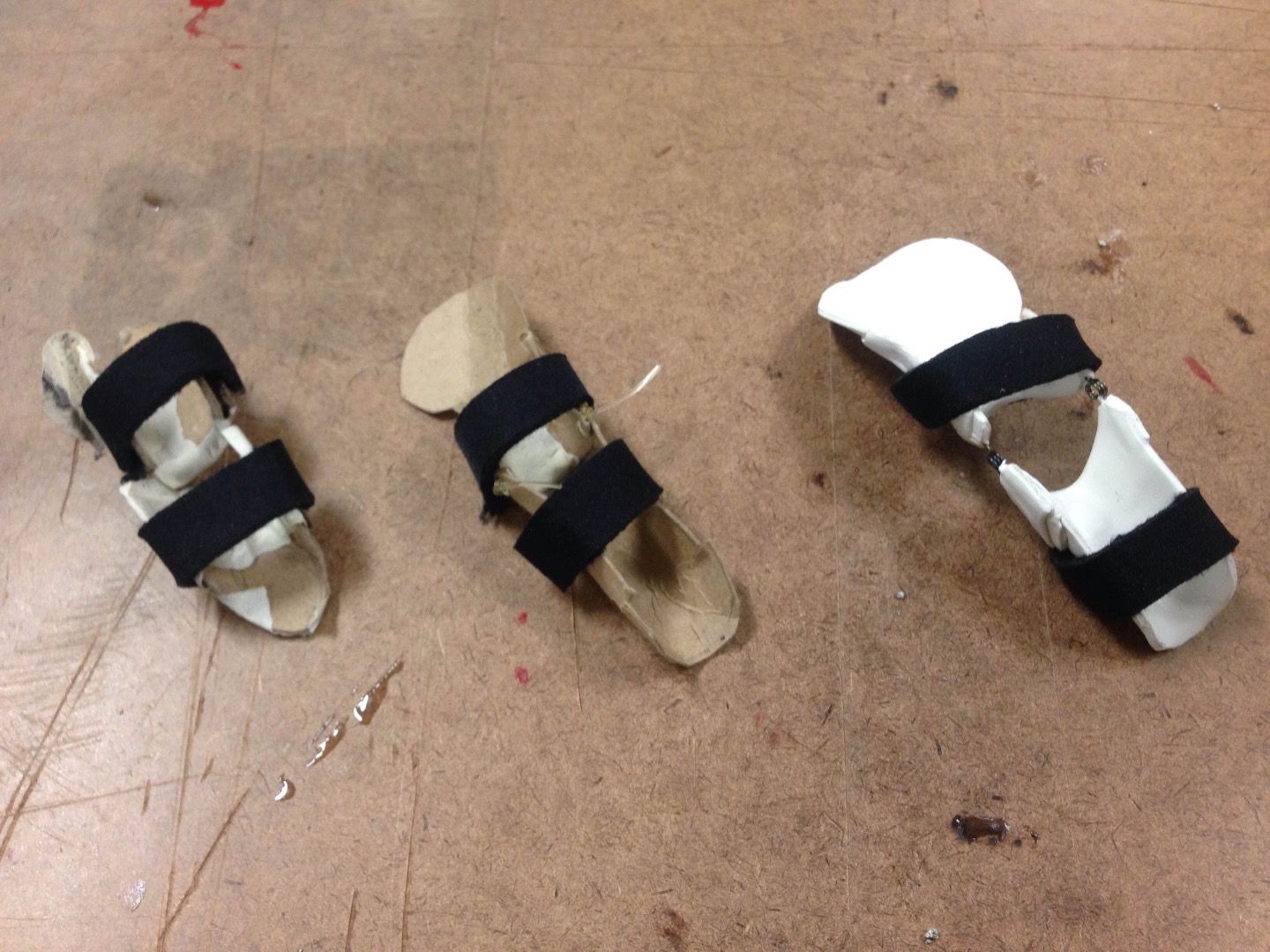 Low Thermoplastic Finger Splint With Spring : 8 Steps - Instructables