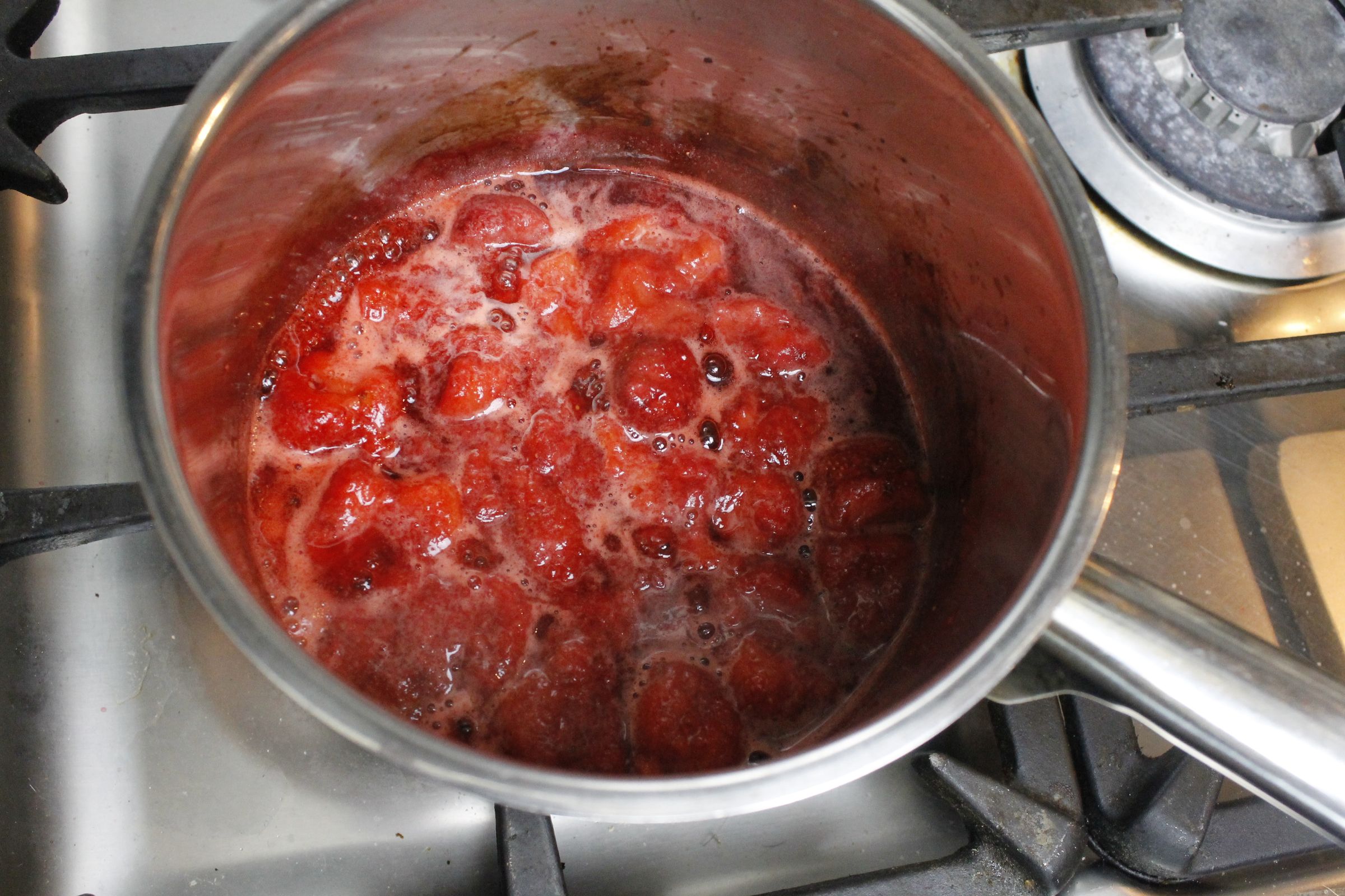 Sourdough Jam and Cream Scones + How to Make Jelly (Jam) : 9 Steps ...