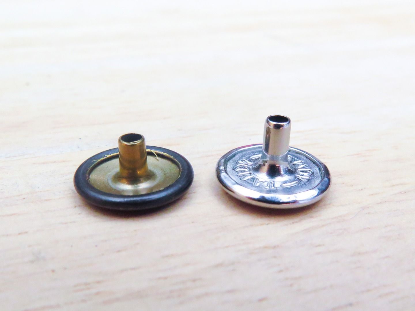Leather Hardware: Snaps : 5 Steps - Instructables