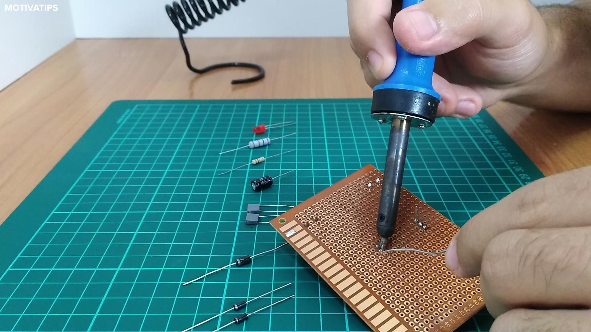 Pro Foam Cutting Machine : 5 Steps (with Pictures) - Instructables