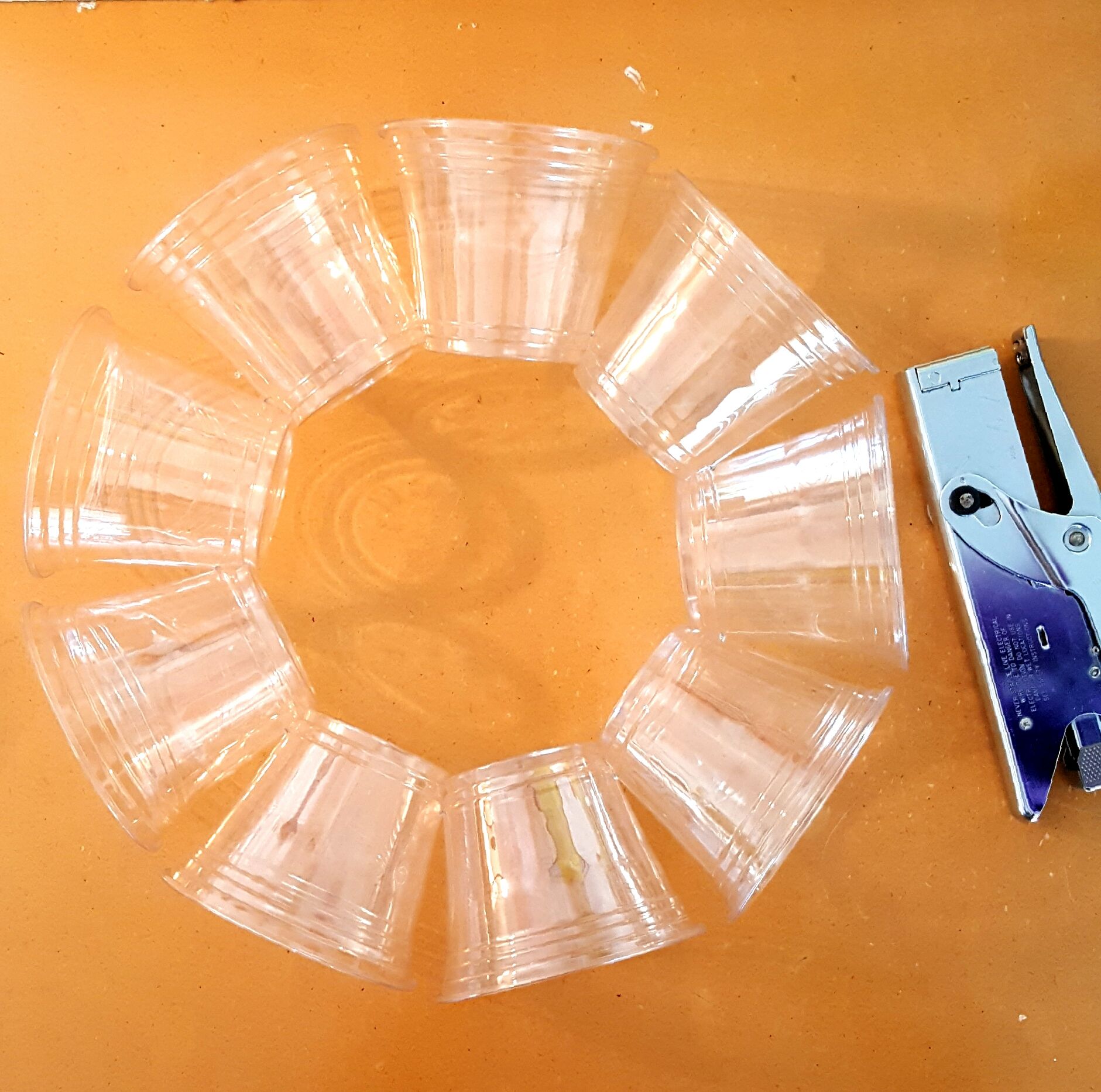 Improved SOLAR SPARKLEBALL ! : 8 Steps (with Pictures) - Instructables