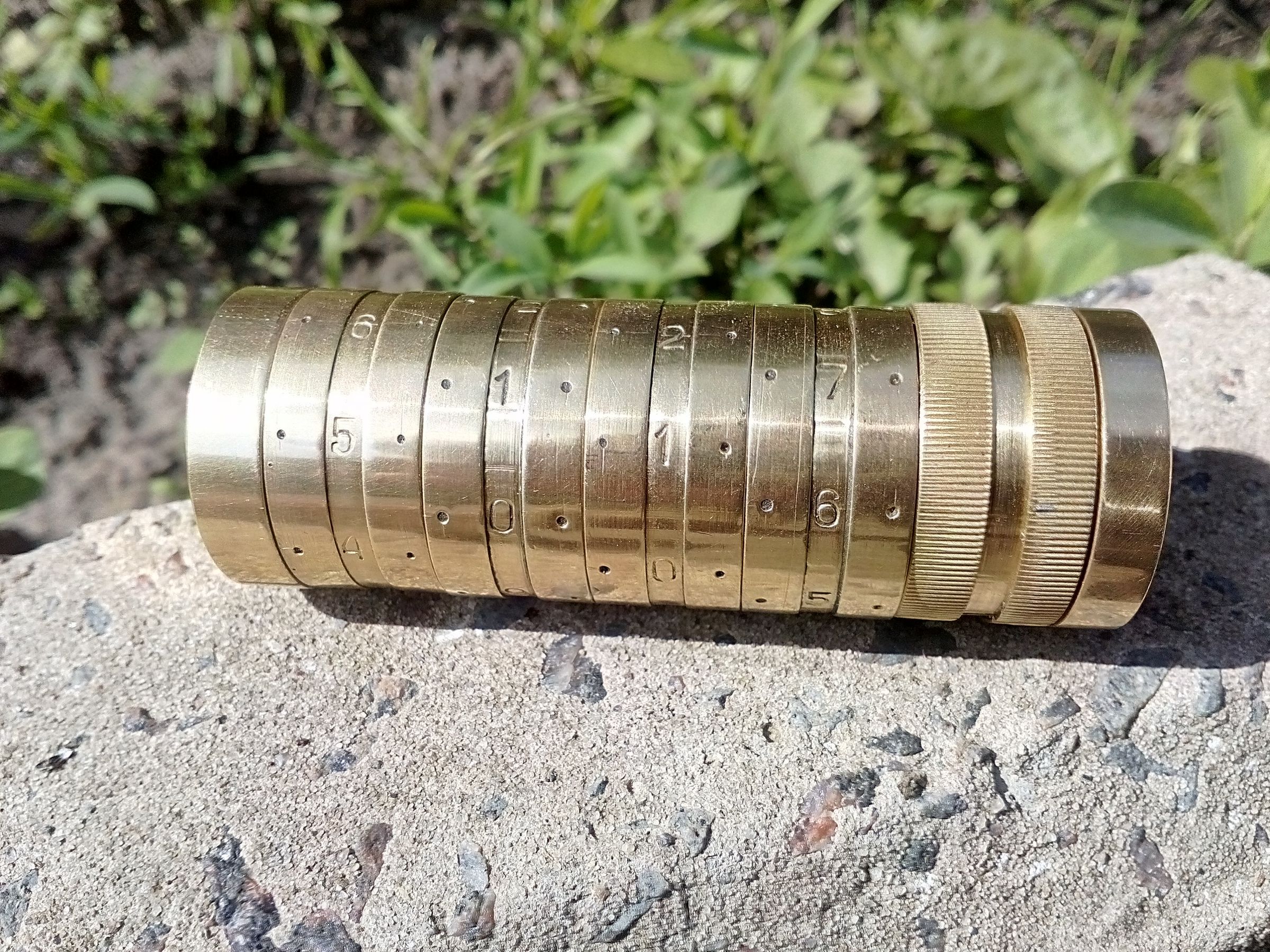 Cryptex Type_a. Flash Drive Holder/wallet - Instructables