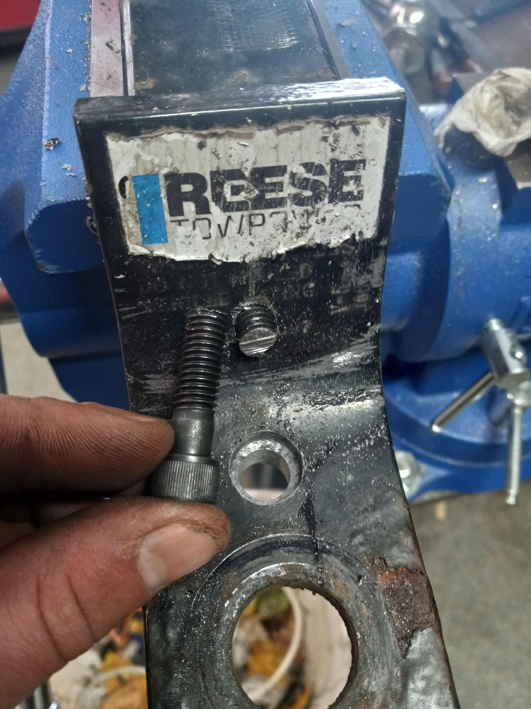 DIY Ball Swivel for Vise/Welding Positioner Out of Reclaimed 2x2 ...