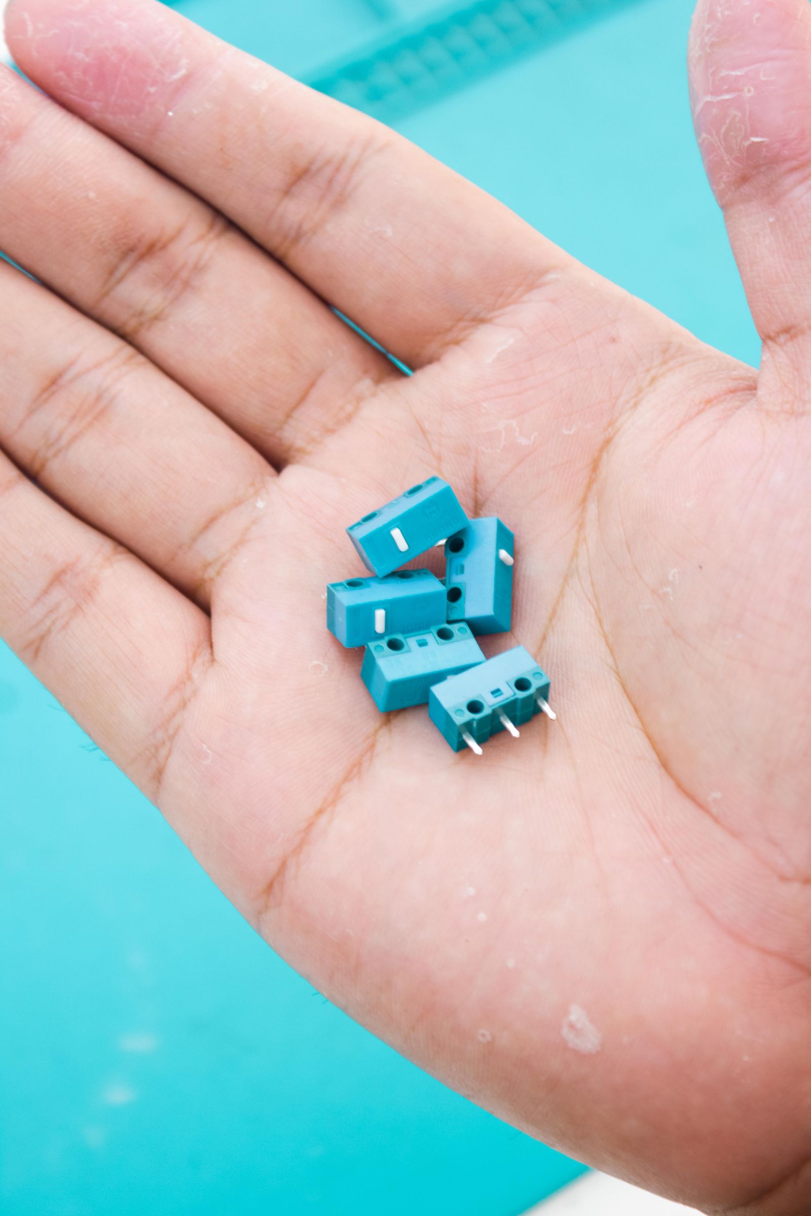 How to Fix a Broken Gaming Mouse Clicker! : 10 Steps (with Pictures ...