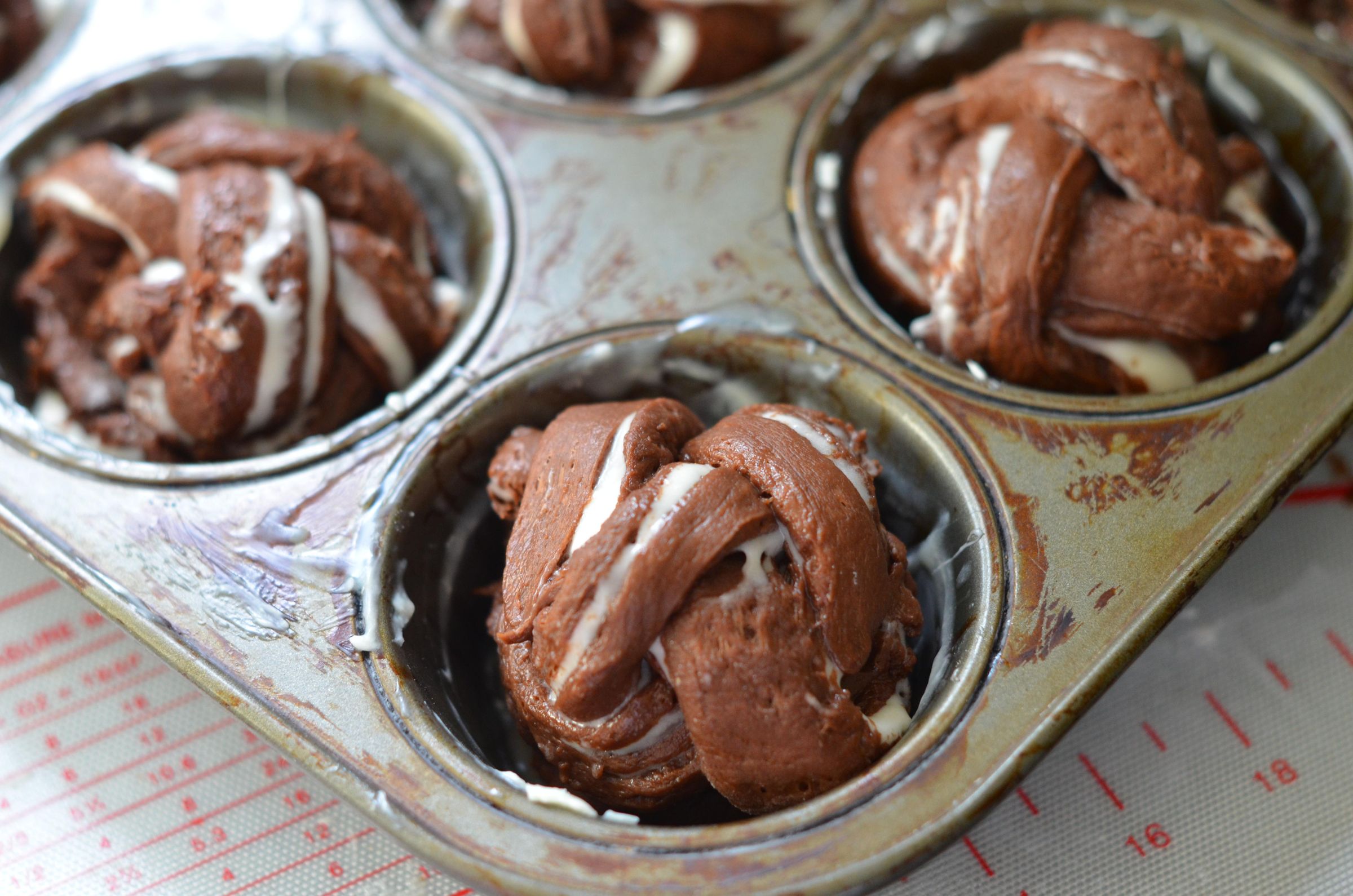 Braided Chocolate Muffins : 8 Steps (with Pictures) - Instructables