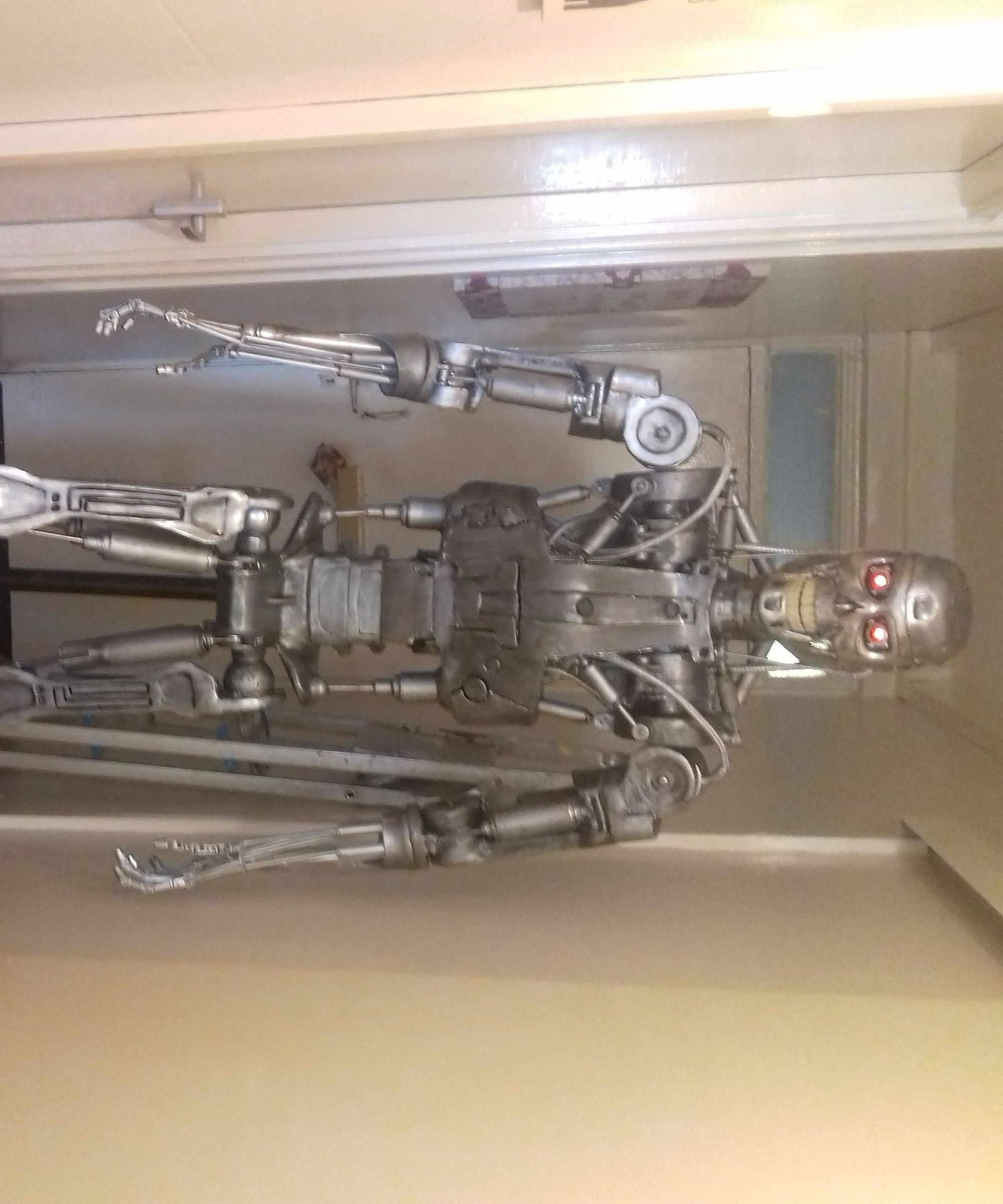 Terminator T-800 : 9 Steps - Instructables