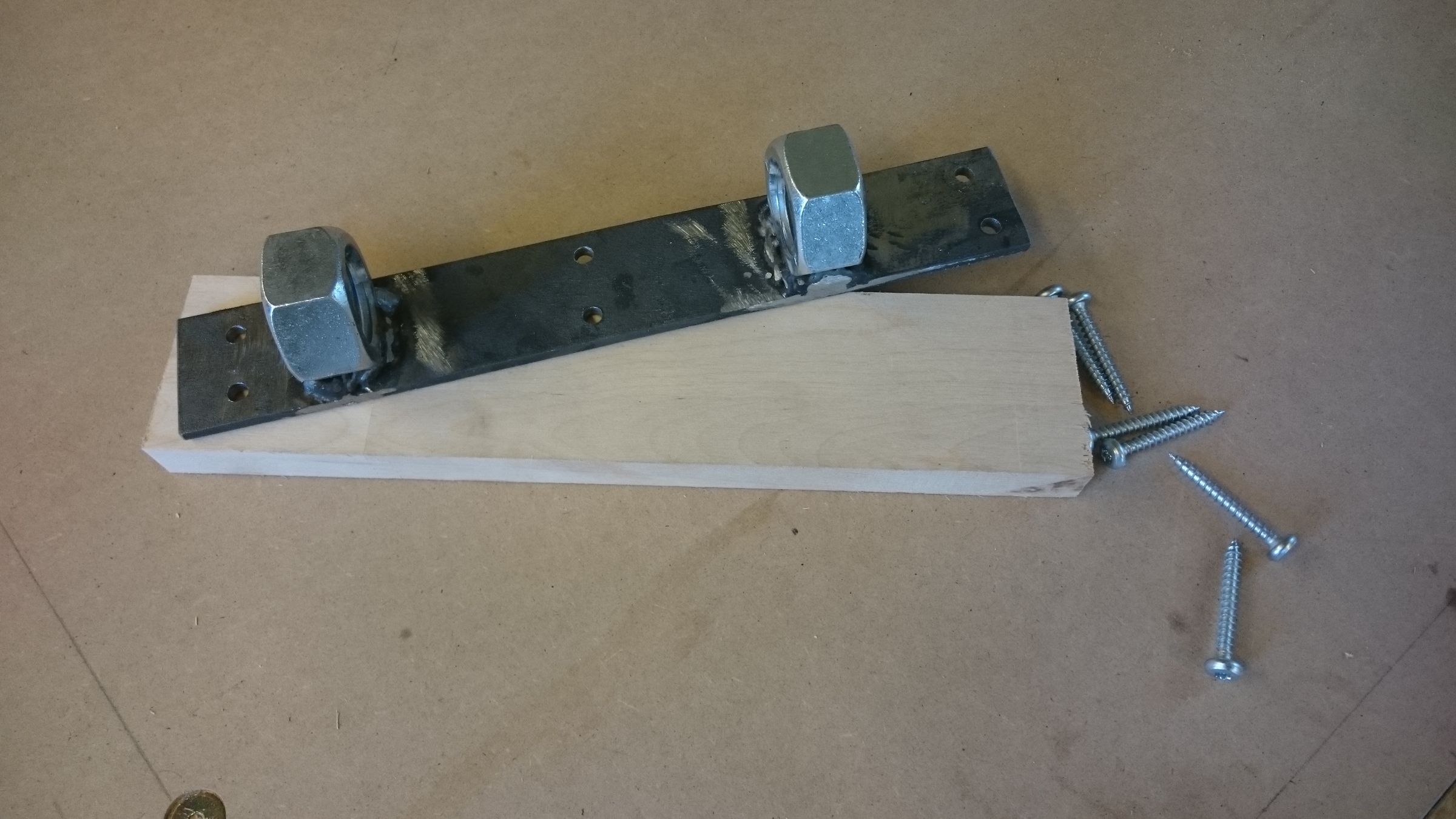 Cheap N´ Sturdy Bench Vise : 4 Steps (with Pictures) - Instructables