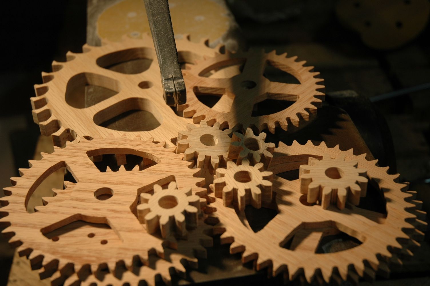 Wooden Gear Clock : 9 Steps (with Pictures) - Instructables