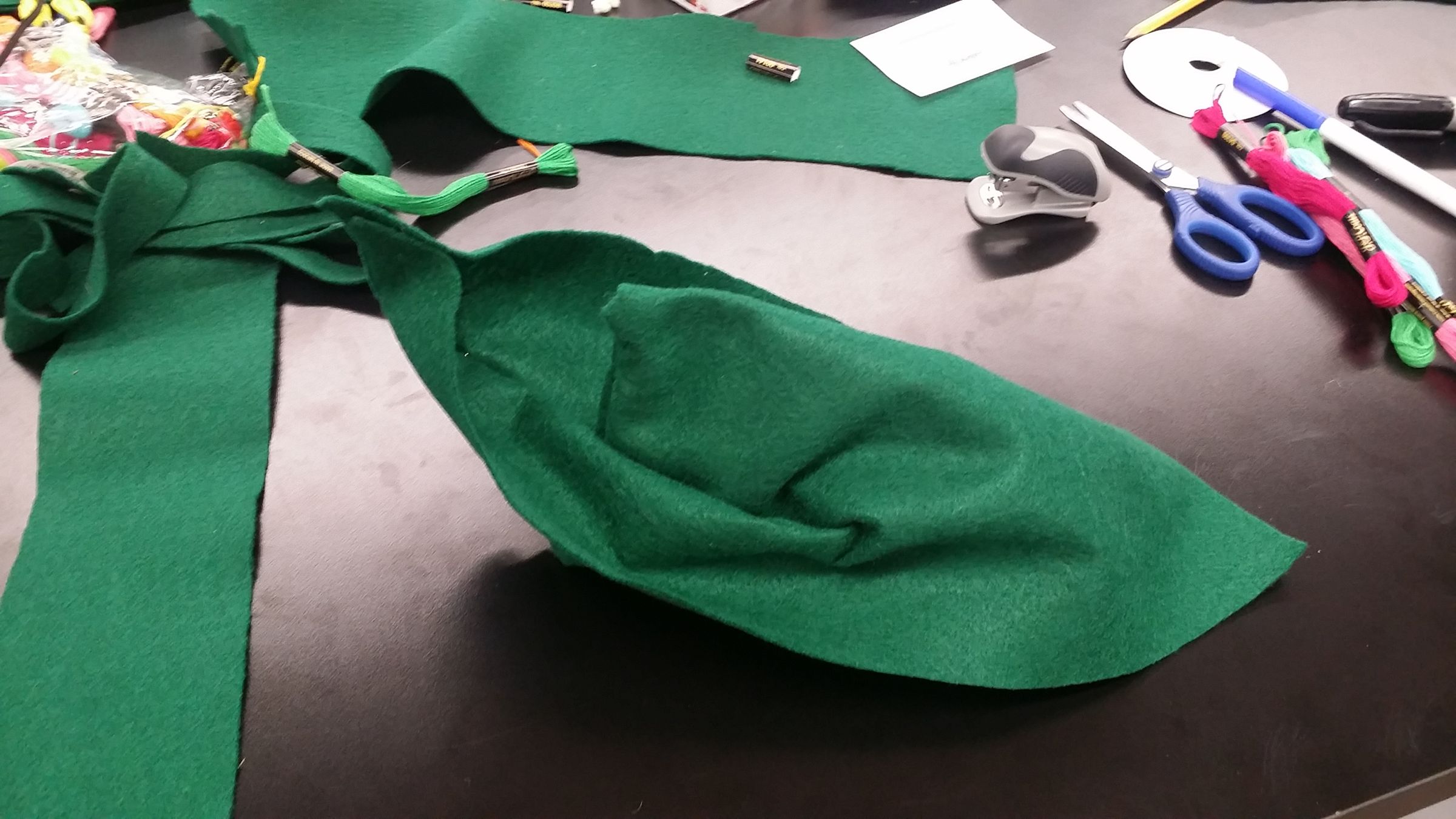 Open Source Green Cool Hat : 16 Steps - Instructables