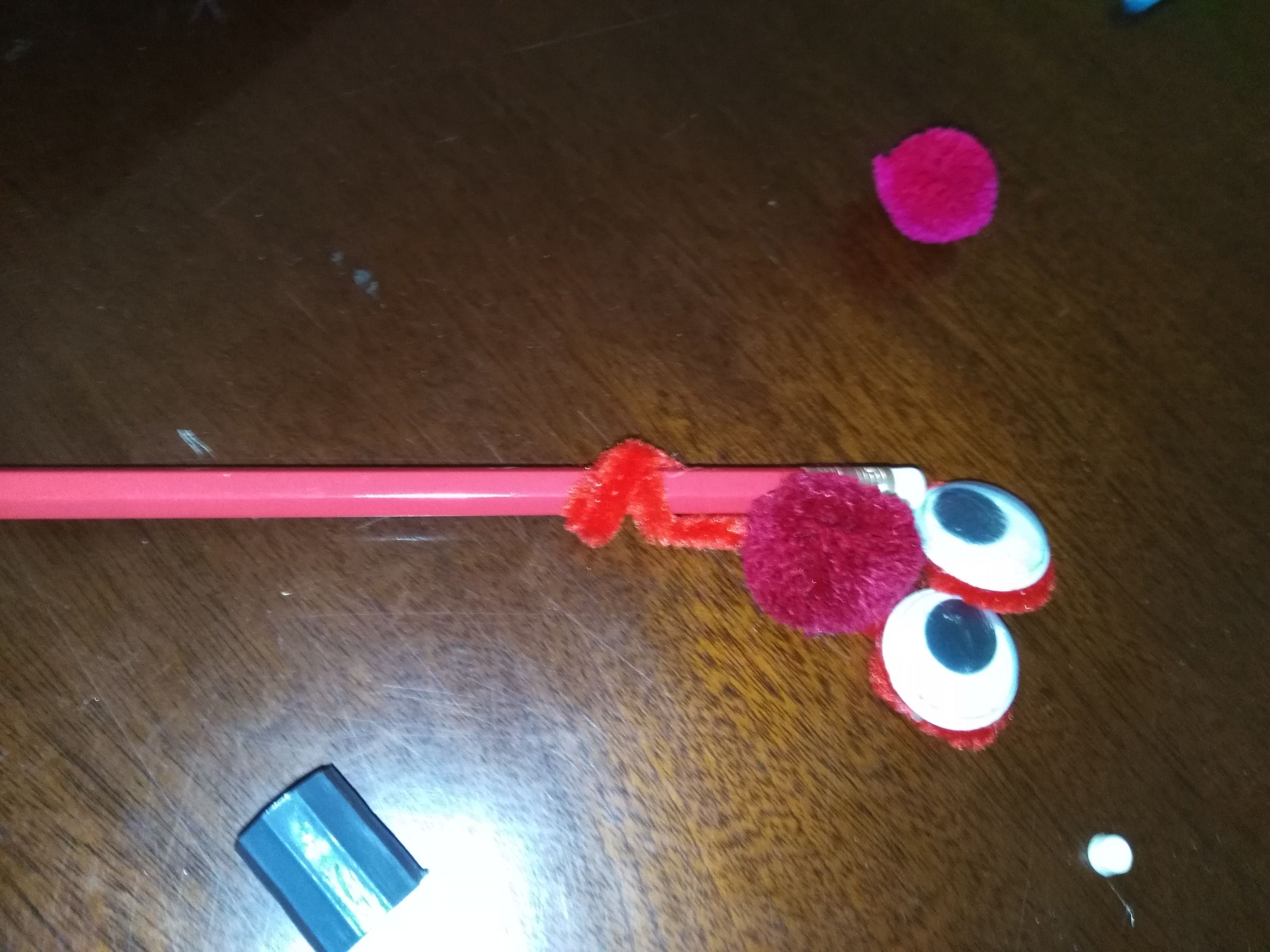 2 Ideas With Pipe Cleaners : 11 Steps - Instructables