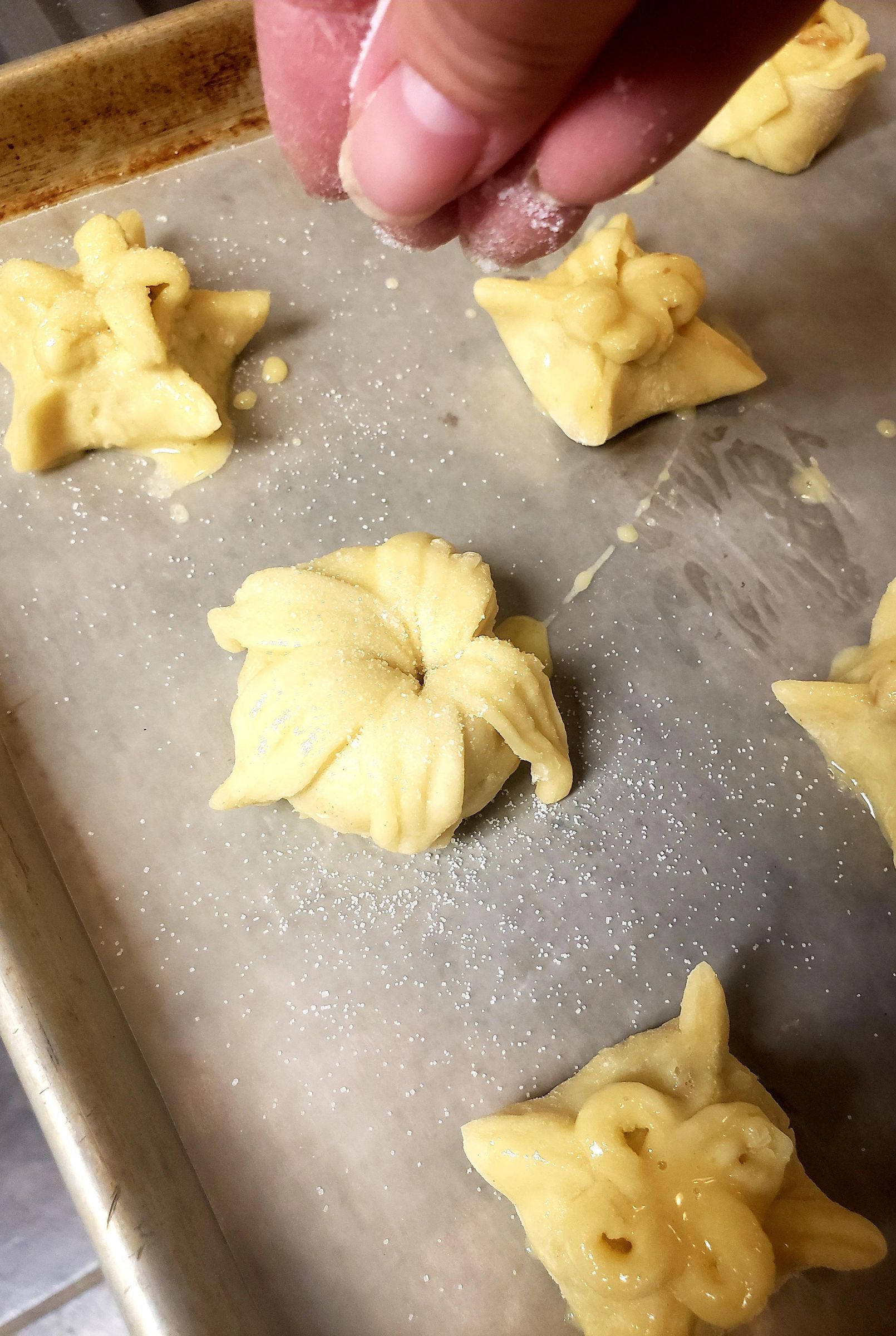 Floral Pinch Pies : 17 Steps (with Pictures) - Instructables