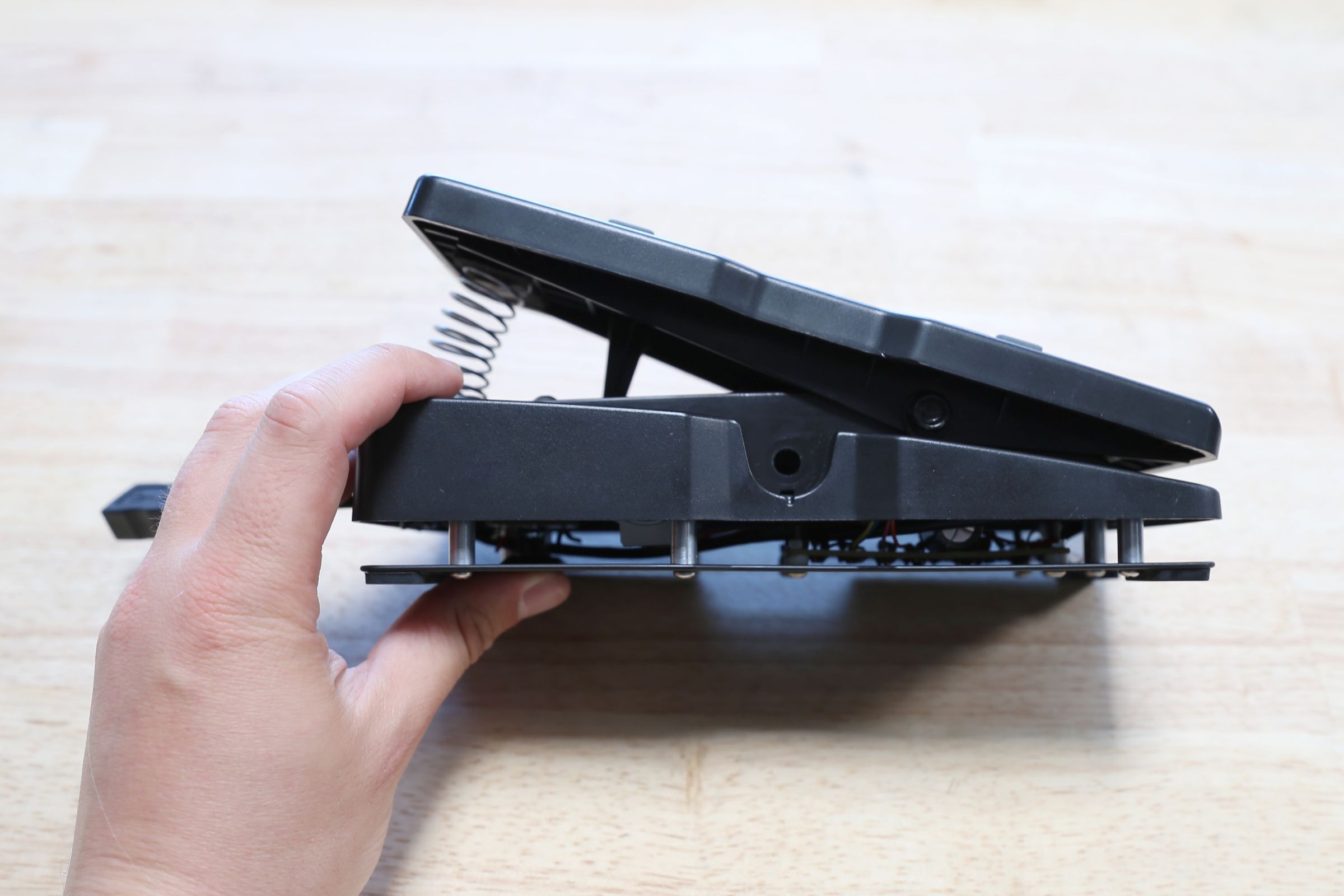 Shaky Leg Power Generator : 19 Steps (with Pictures) - Instructables