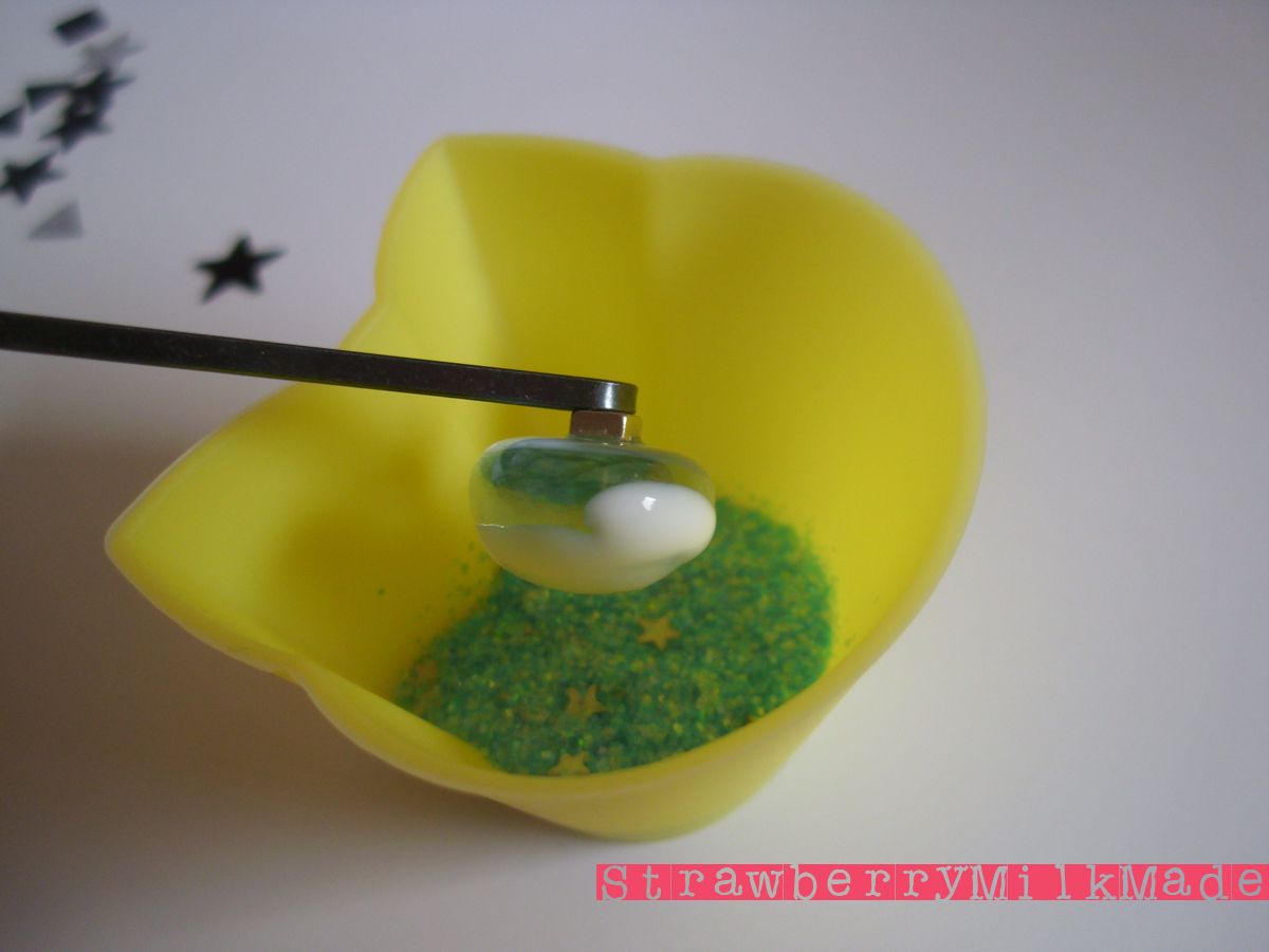 Tutorial: How to Make Starry Orb Magnets : 6 Steps - Instructables