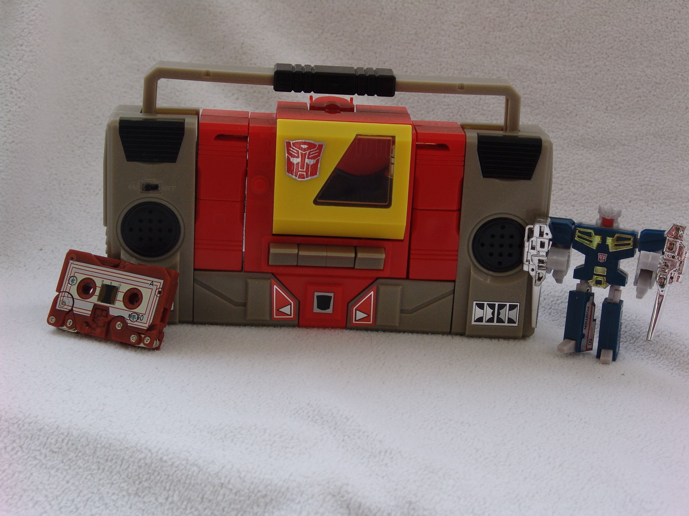 Transformer Boom Box : 7 Steps (with Pictures) - Instructables
