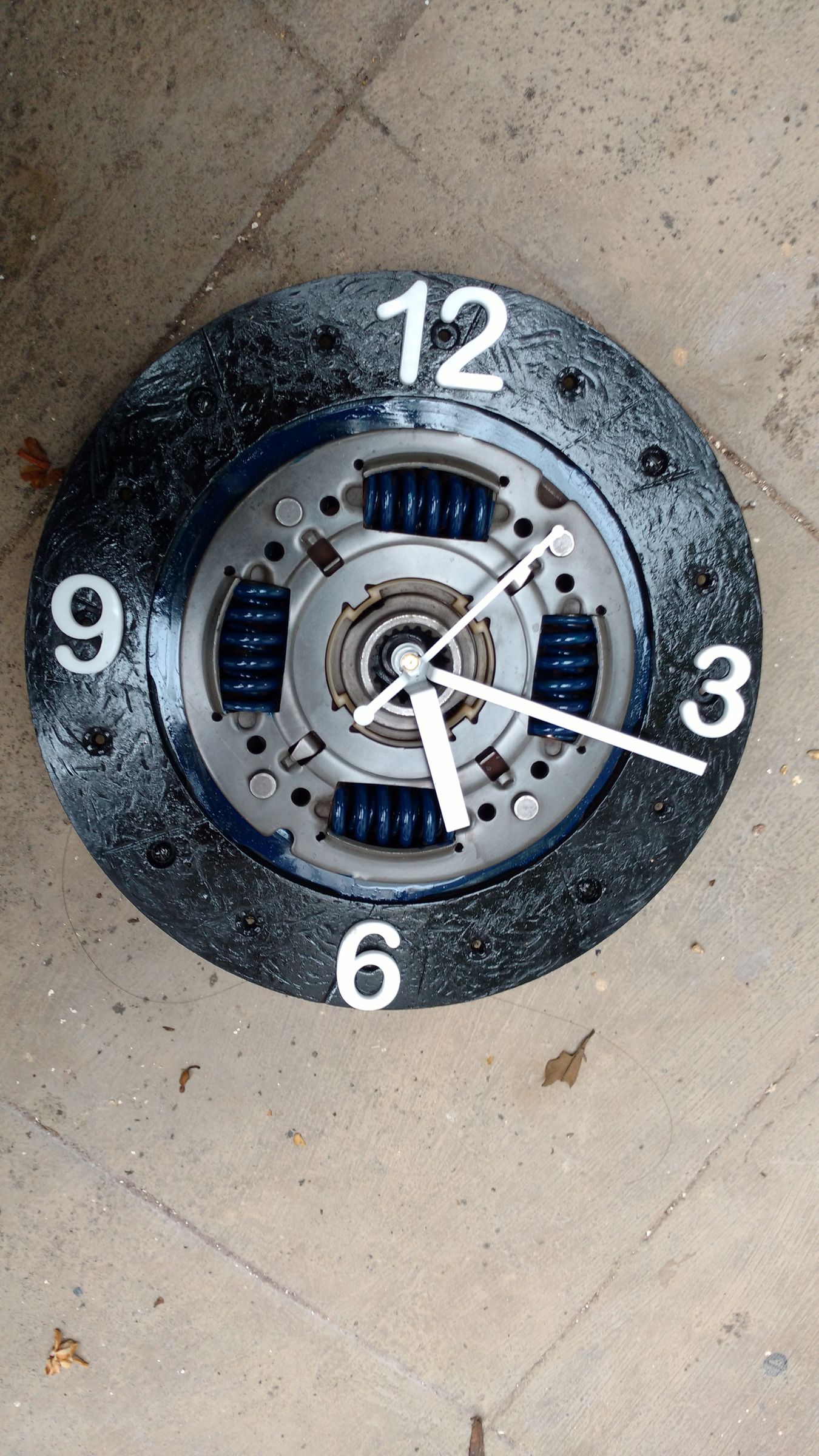 Clutch Plate Clock : 6 Steps (with Pictures) - Instructables