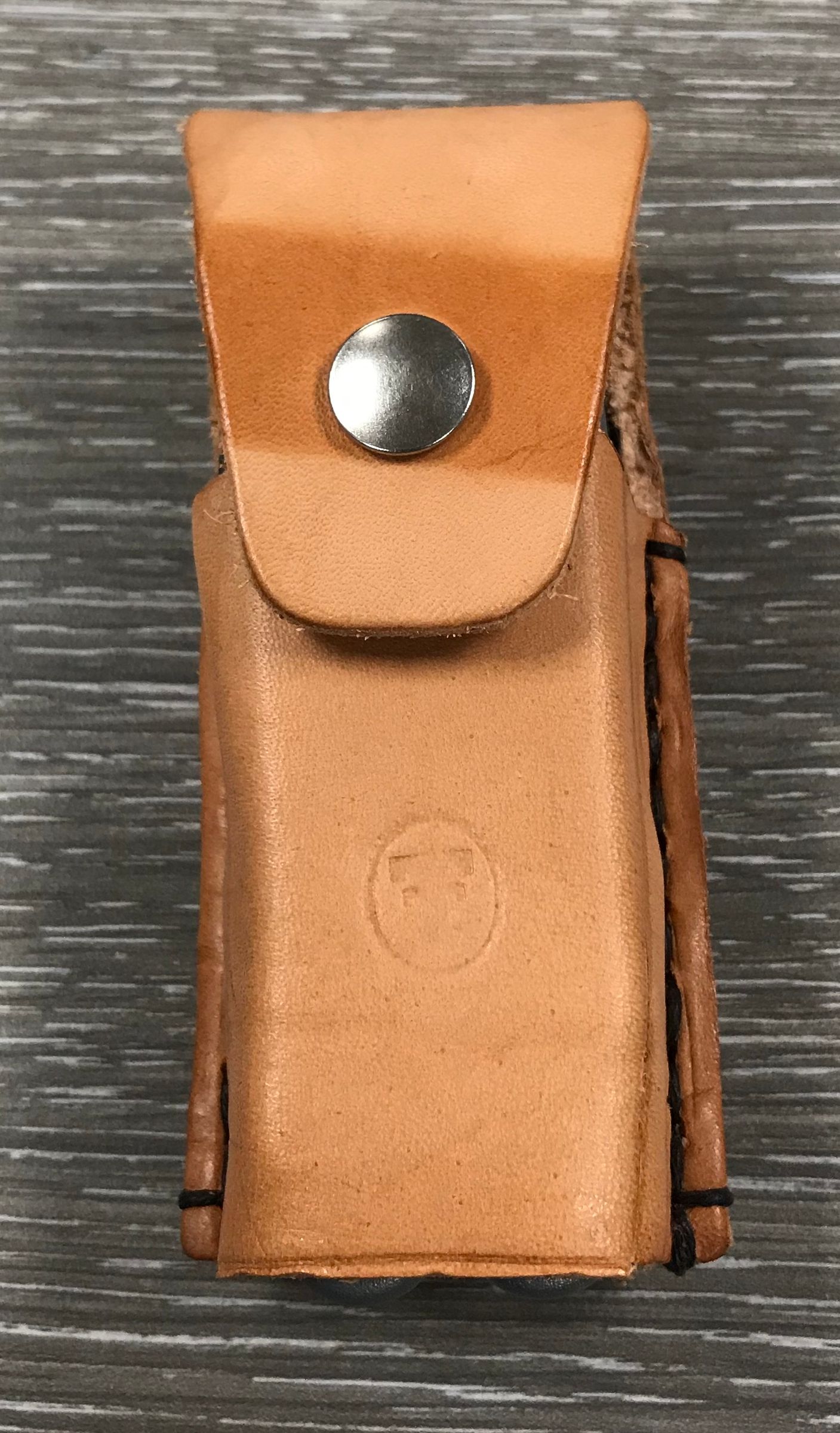 Leatherman Wave Leather Case : 10 Steps - Instructables