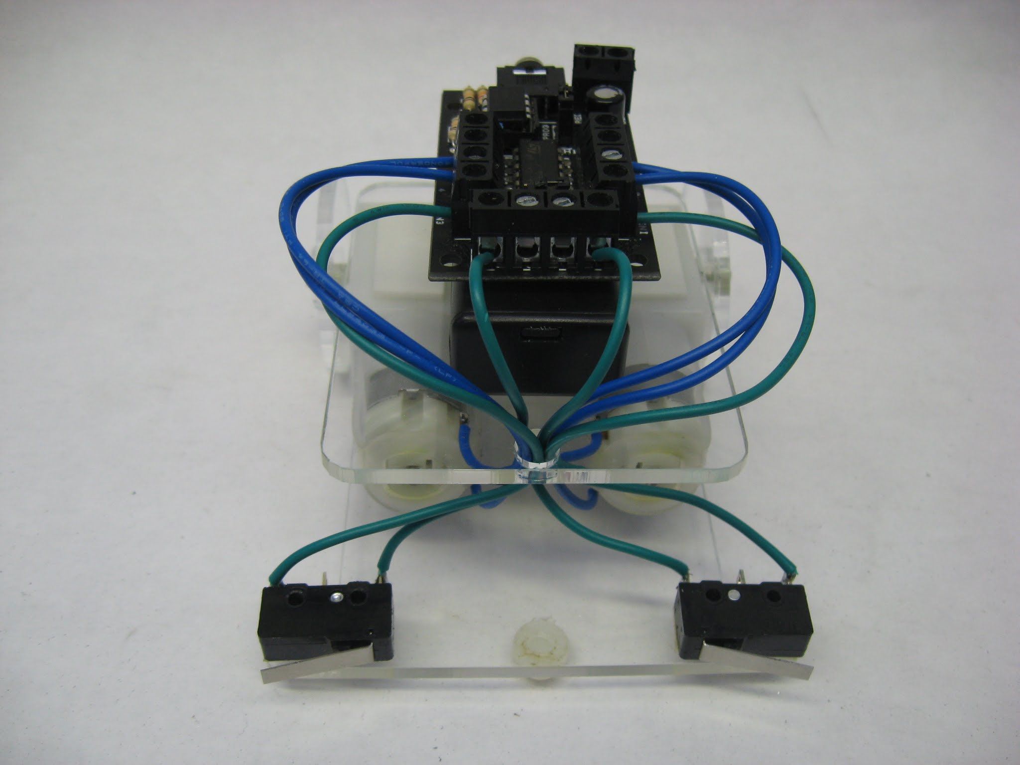 Picaxe MakerFaire Special Robot : 14 Steps (with Pictures) - Instructables