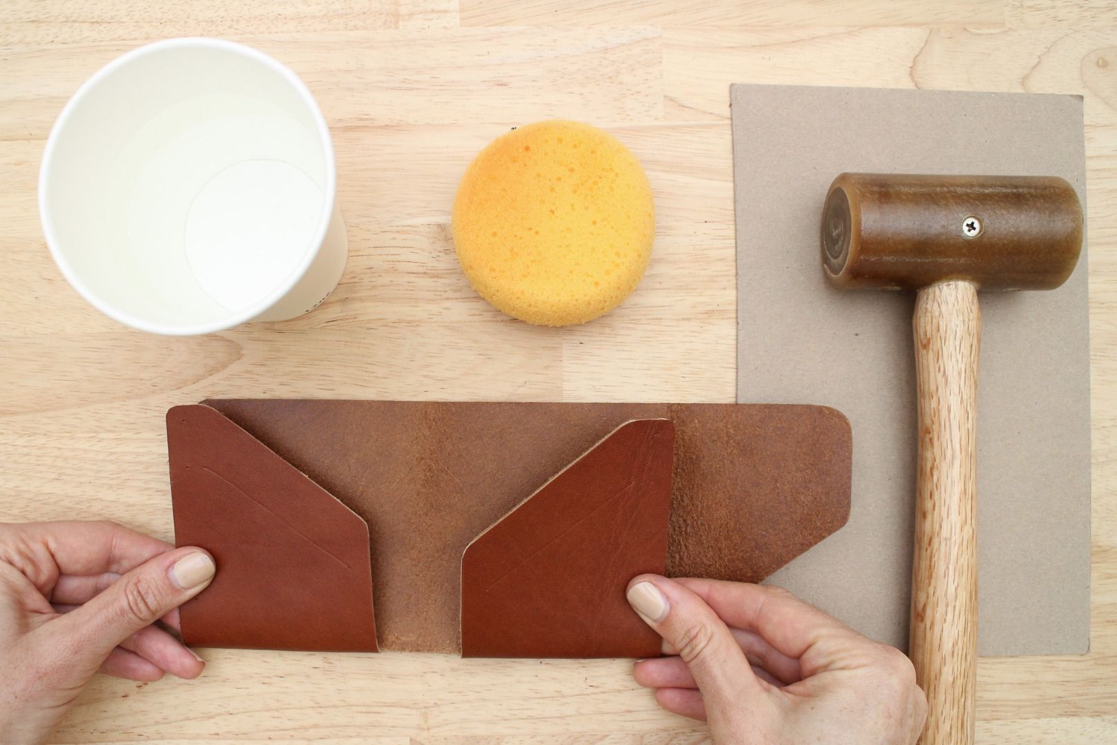 Gouging and Folding Leather : 6 Steps - Instructables