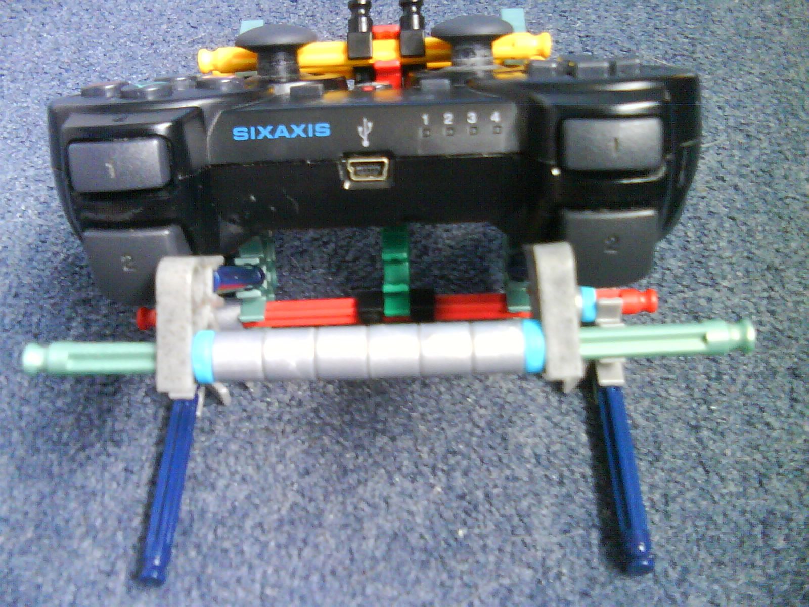 Knex PS3 Controller Stand - Instructables