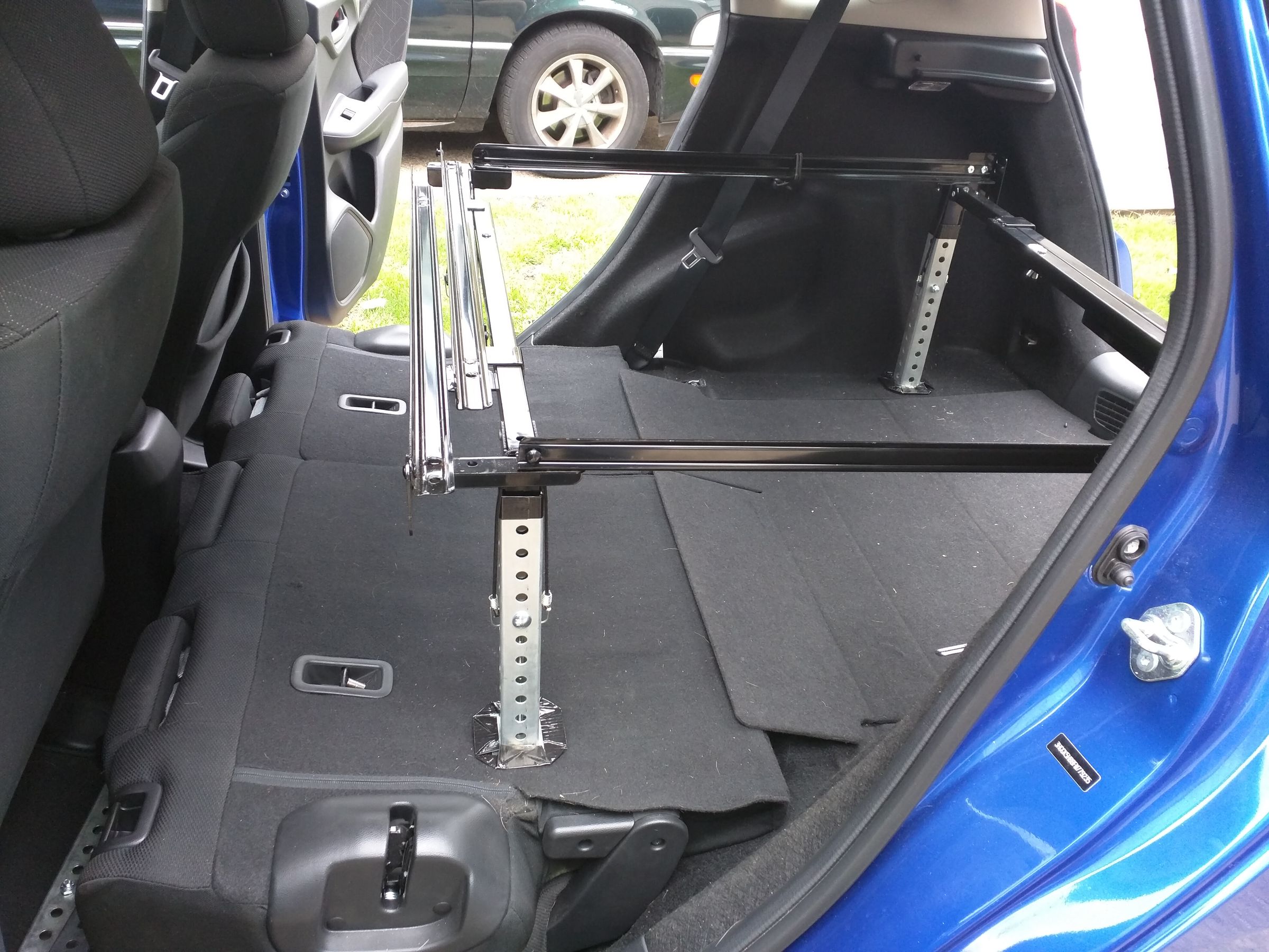 Car Camping in a Compact Car : 7 Steps (with Pictures) - Instructables