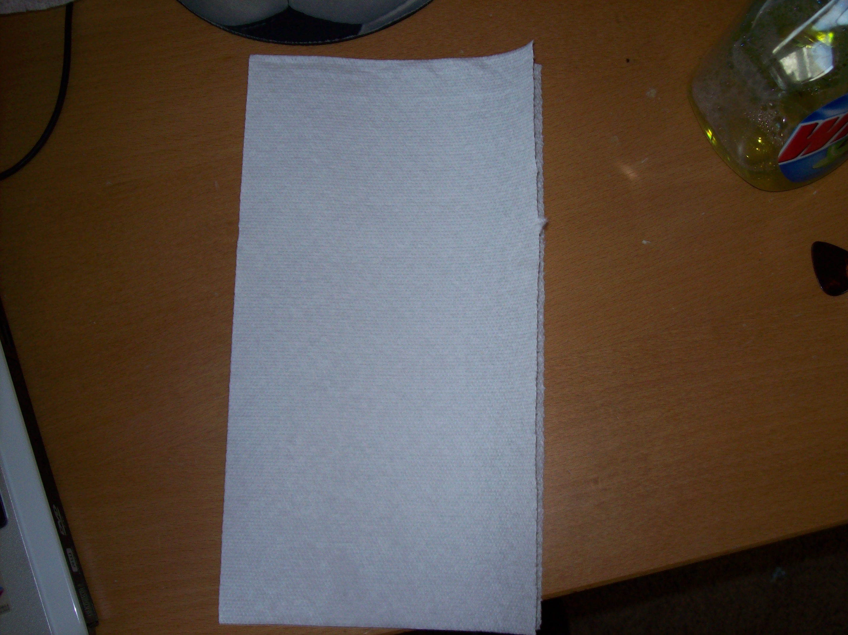 How to Clean a Laptop Screen With Household Products : 3 Steps ...