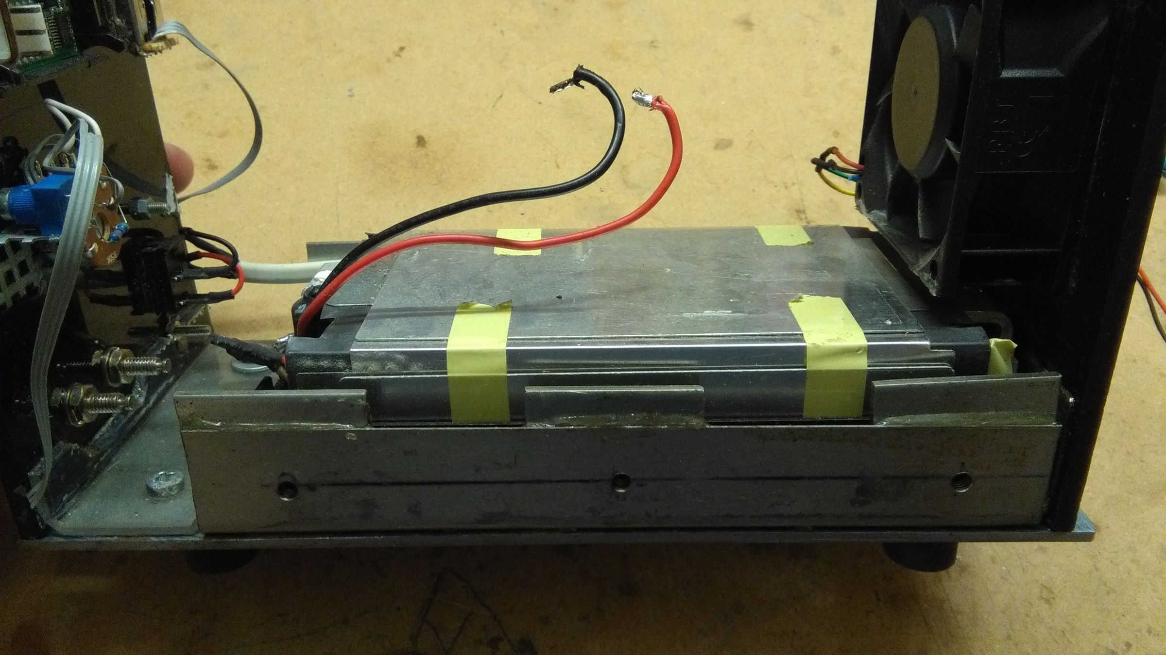 DIY Adjustable Bench Power Supply Build : 4 Steps (with Pictures ...