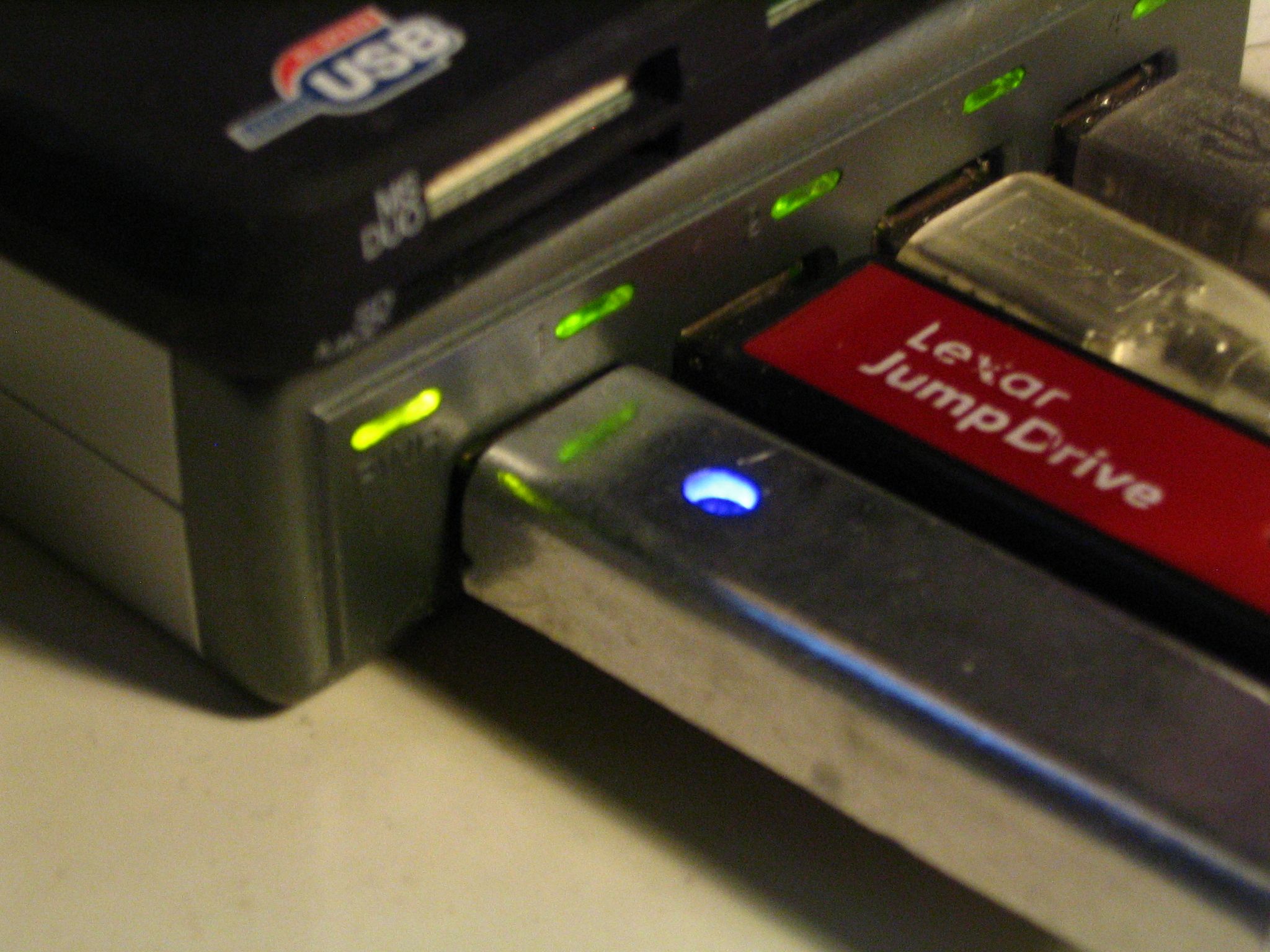 Metal USB - Flash Drive Case Mod : 4 Steps - Instructables