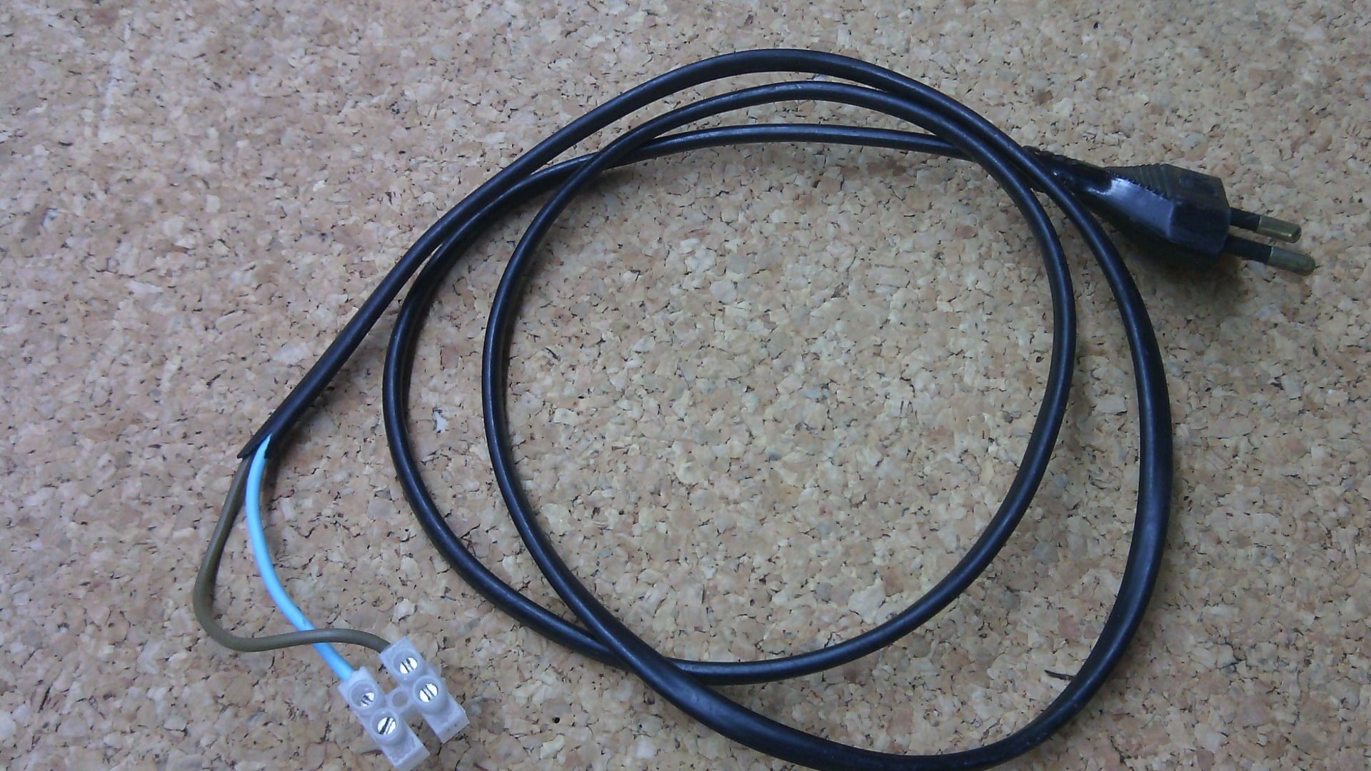 DIY Phone Charger : 7 Steps (with Pictures) - Instructables