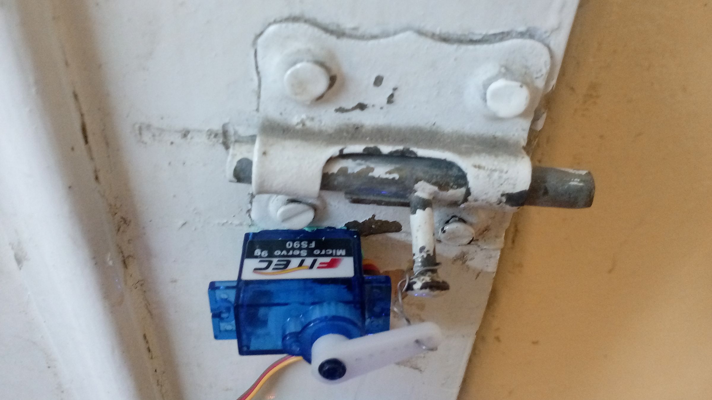 Unlock Your Door With a Hand Gesture : 4 Steps (with Pictures ...