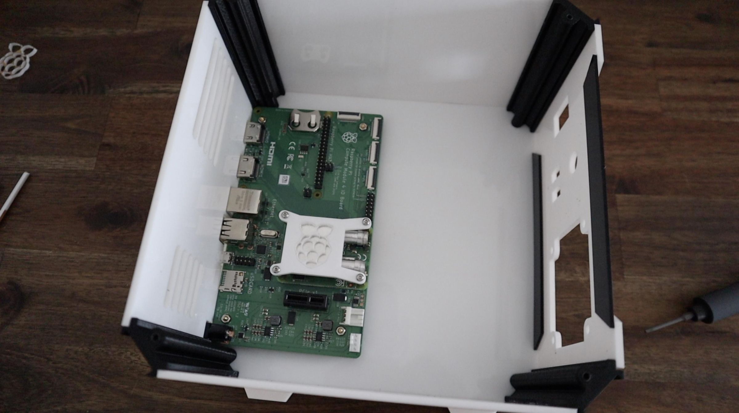 Making the Ultimate Water-cooled Raspberry Pi Desktop Computer : 8 ...