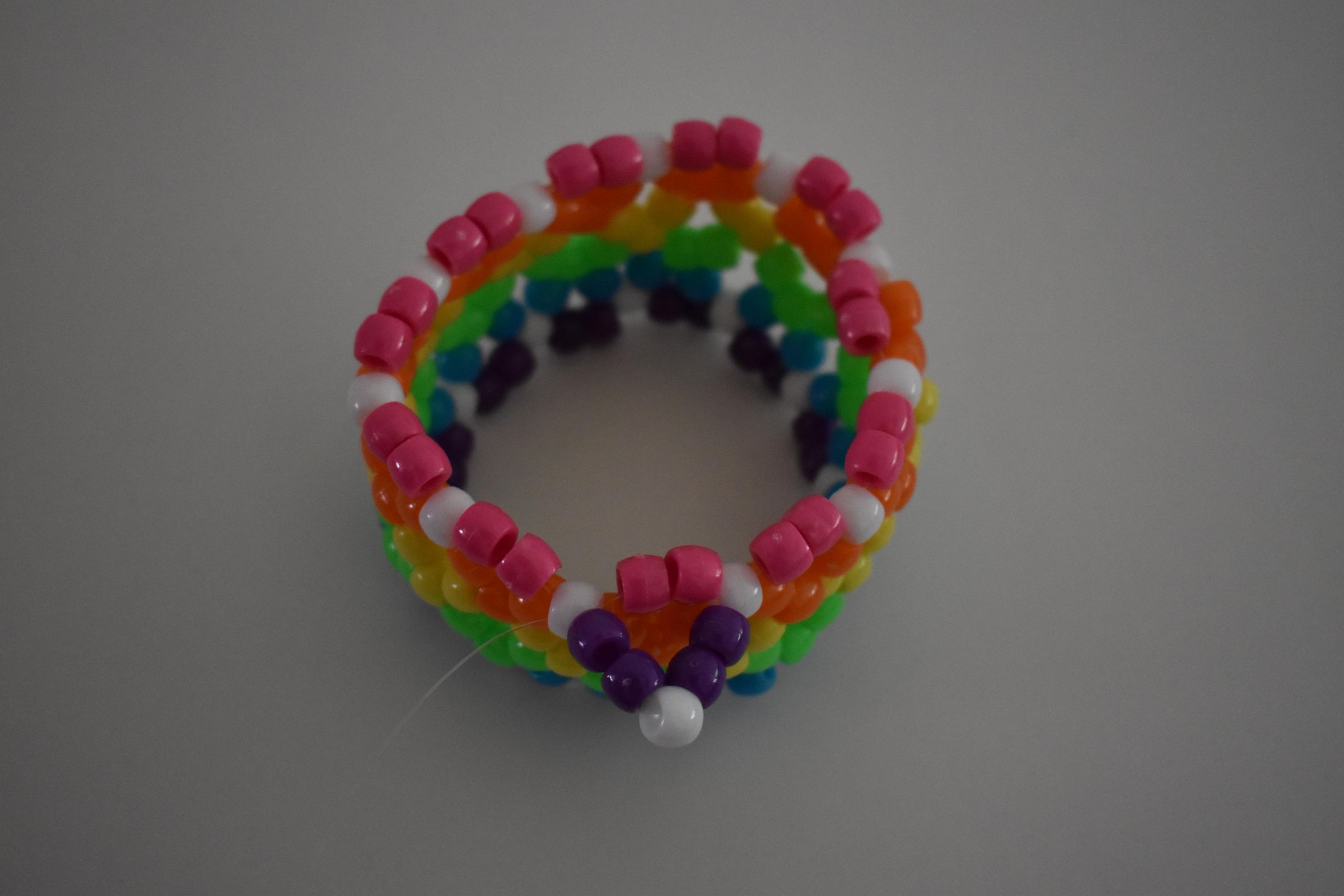 Rainbow 3D Kandi Cuff : 11 Steps (with Pictures) - Instructables