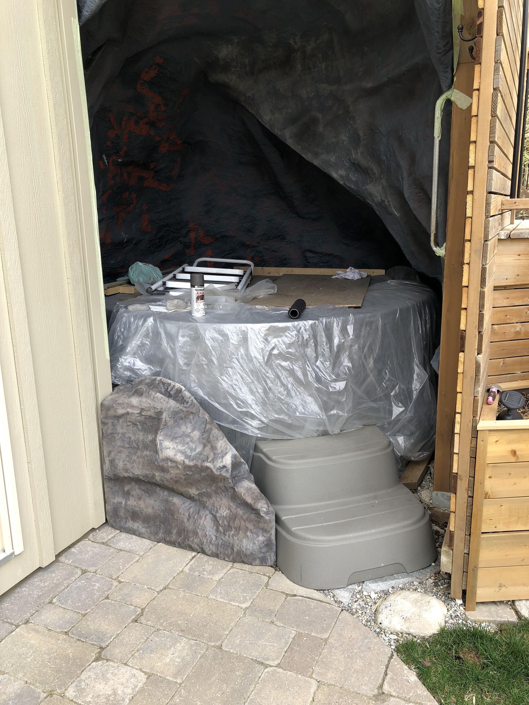 How to Make a Fake (but Realistic) Rock Cave! : 7 Steps (with Pictures ...