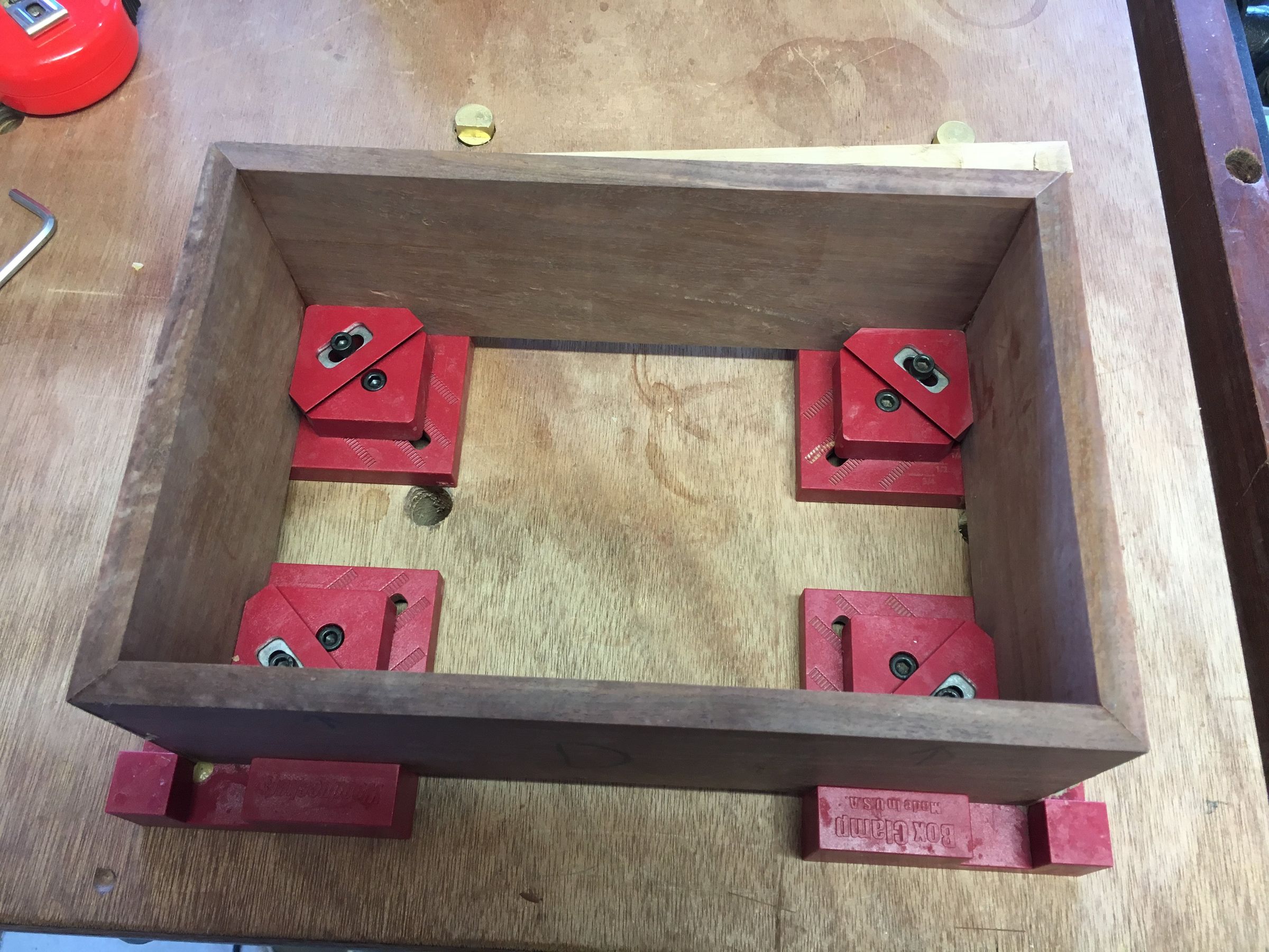 Adding Wooden Splines and Some Nice Feet to Your Wooden Boxes : 8 Steps ...