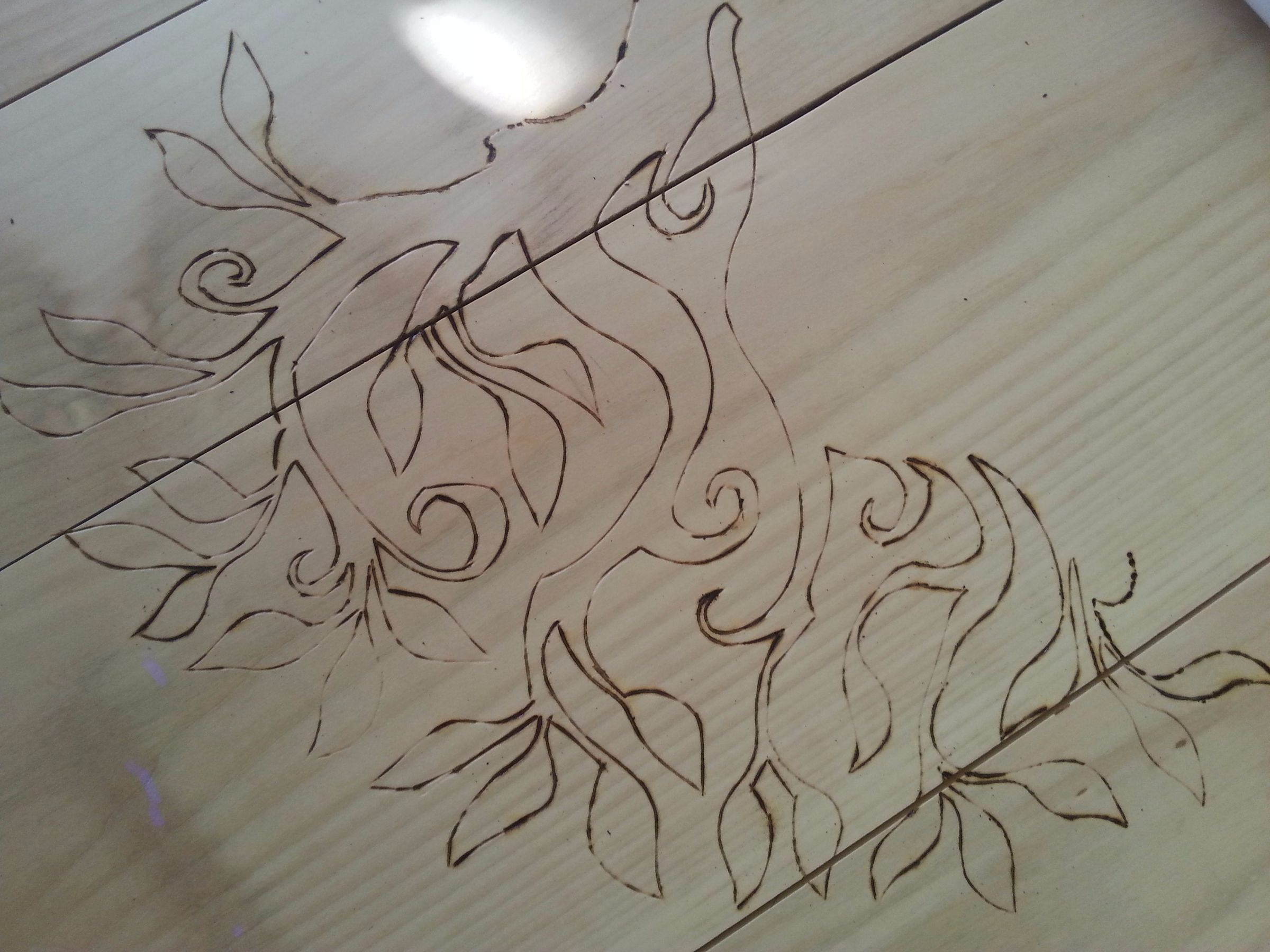 Engrave Tavern Table : 8 Steps (with Pictures) - Instructables