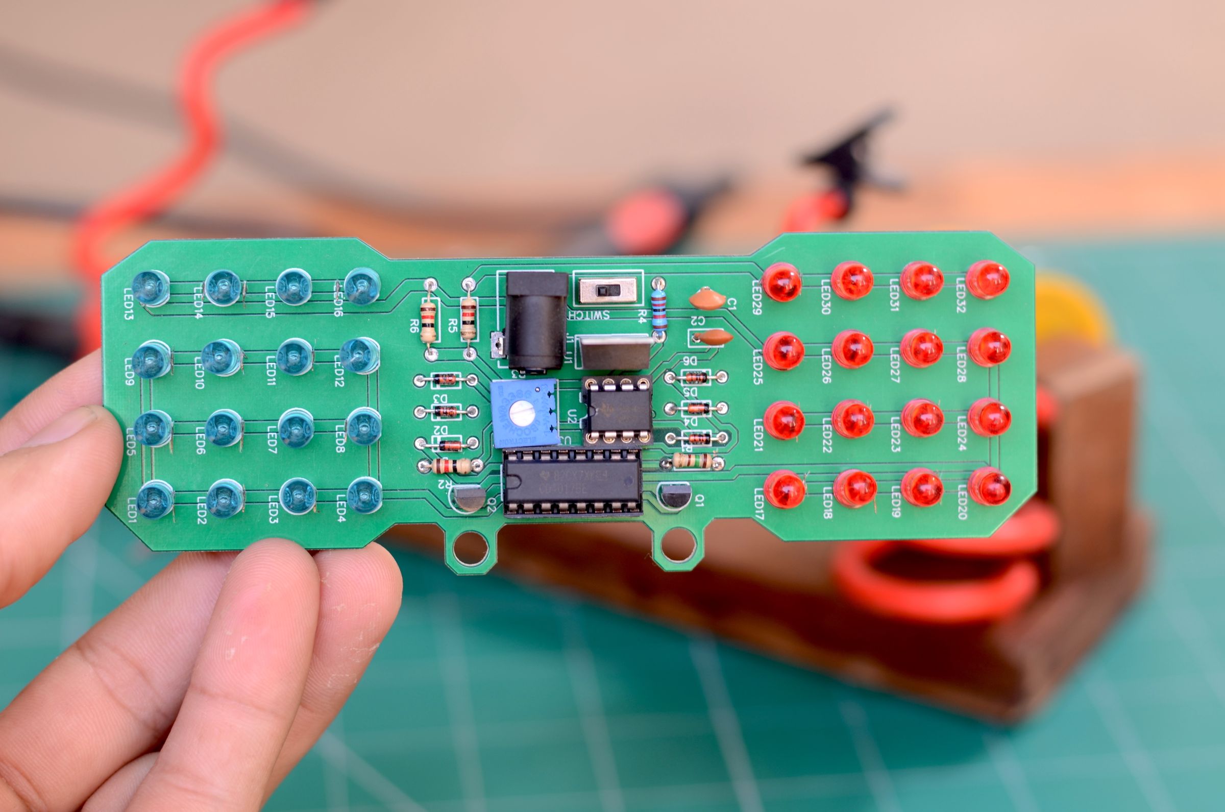 DIY LED Flasher Light : 5 Steps (with Pictures) - Instructables