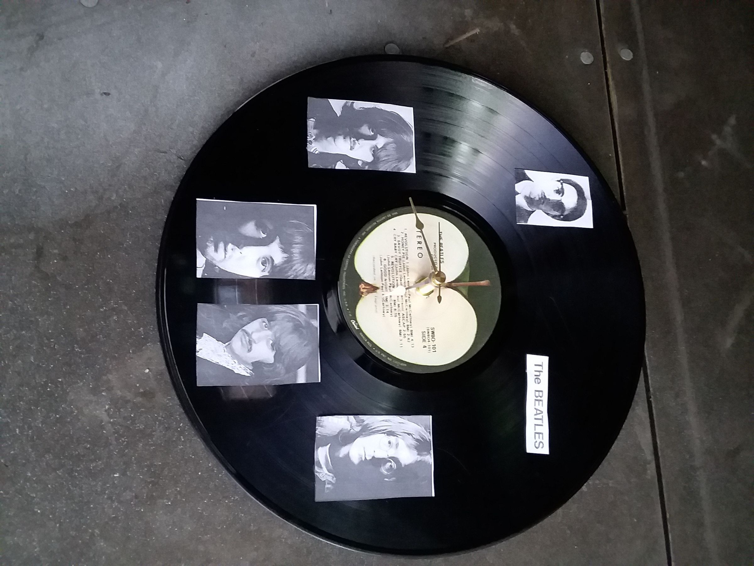 DIY Vinyl Record Clock : 5 Steps - Instructables