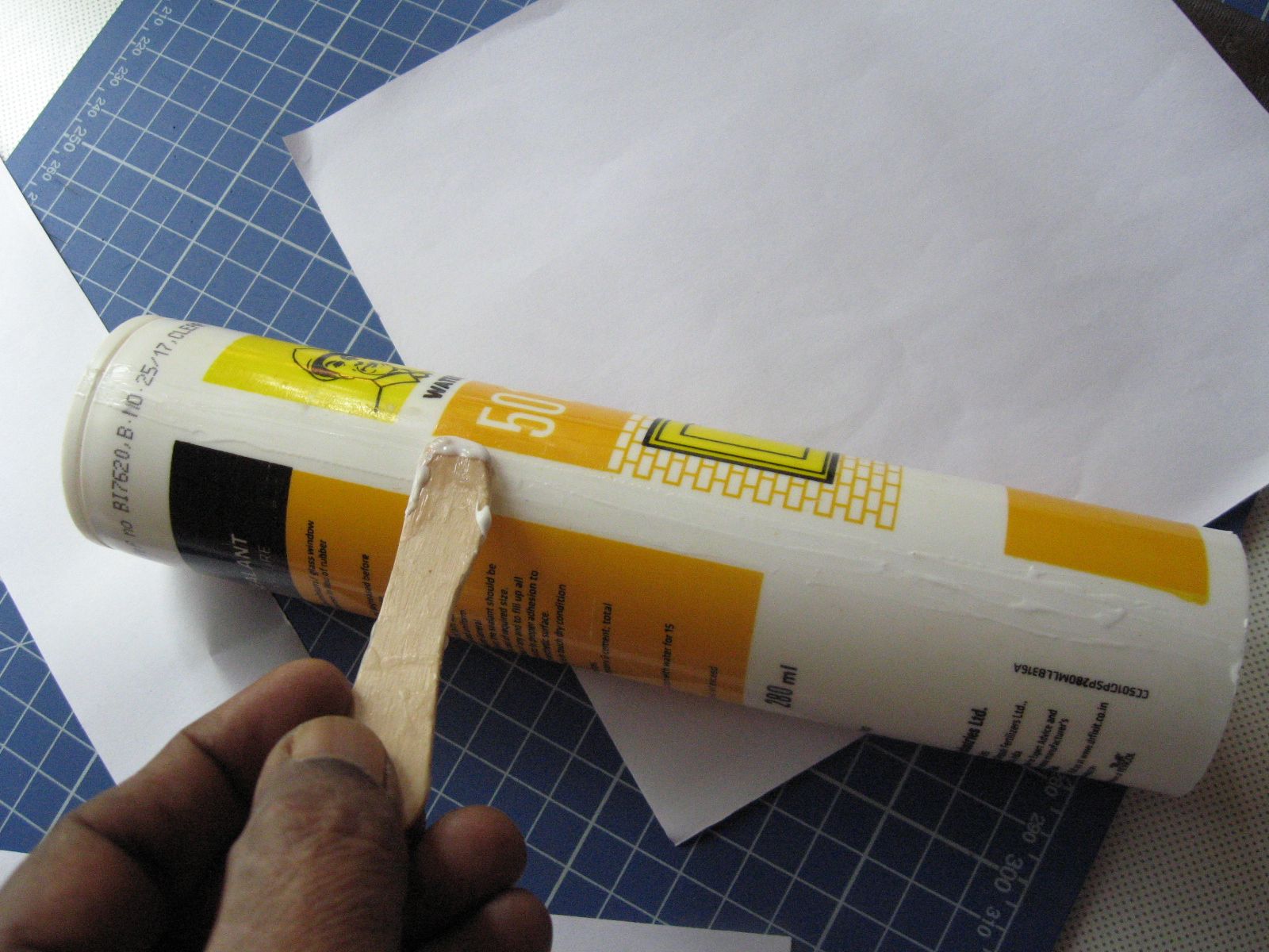Rangoli Stencil With Waste Plastic Casing : 5 Steps (with Pictures ...