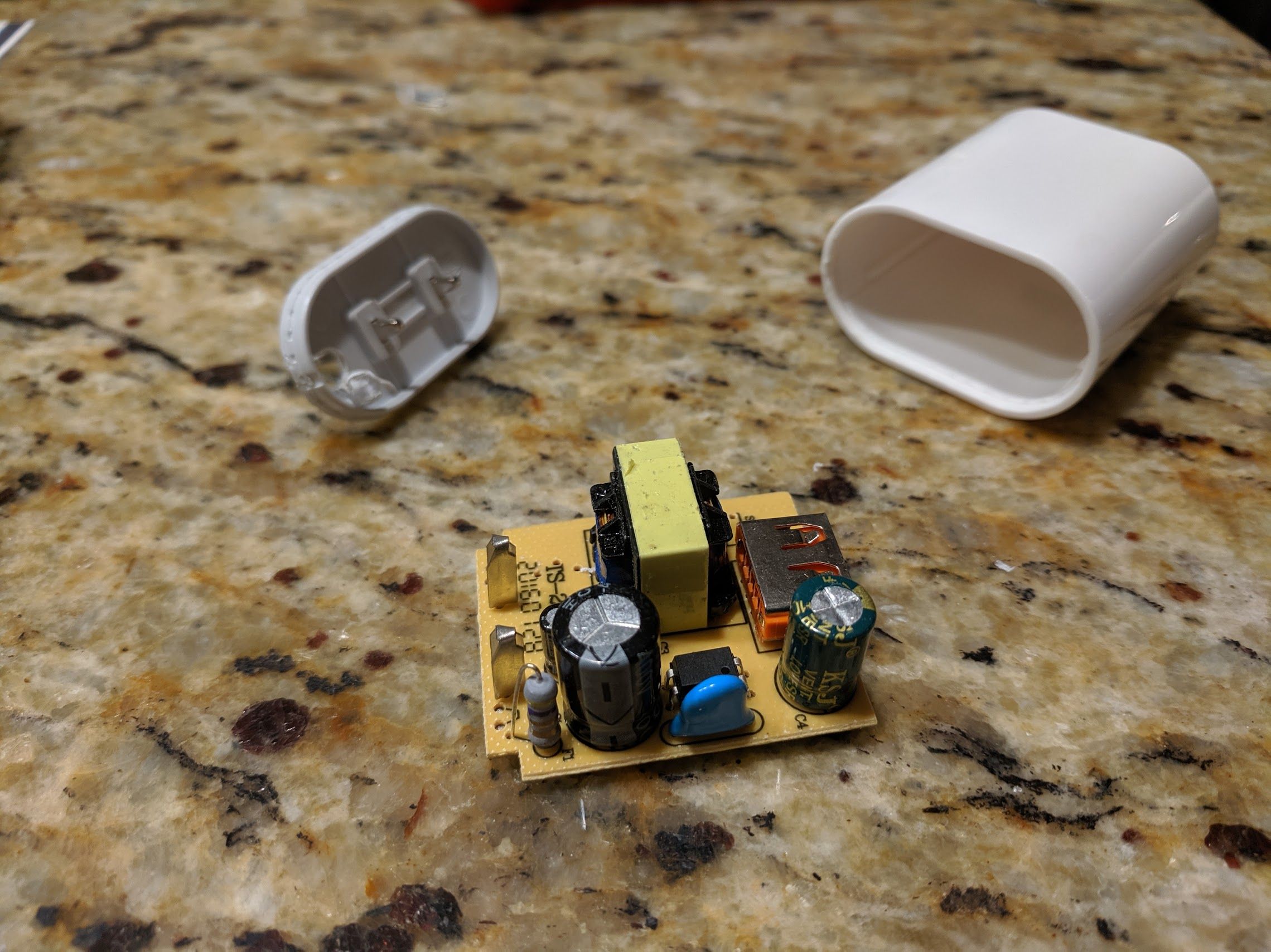 Add a USB Port to a Lamp : 5 Steps (with Pictures) - Instructables