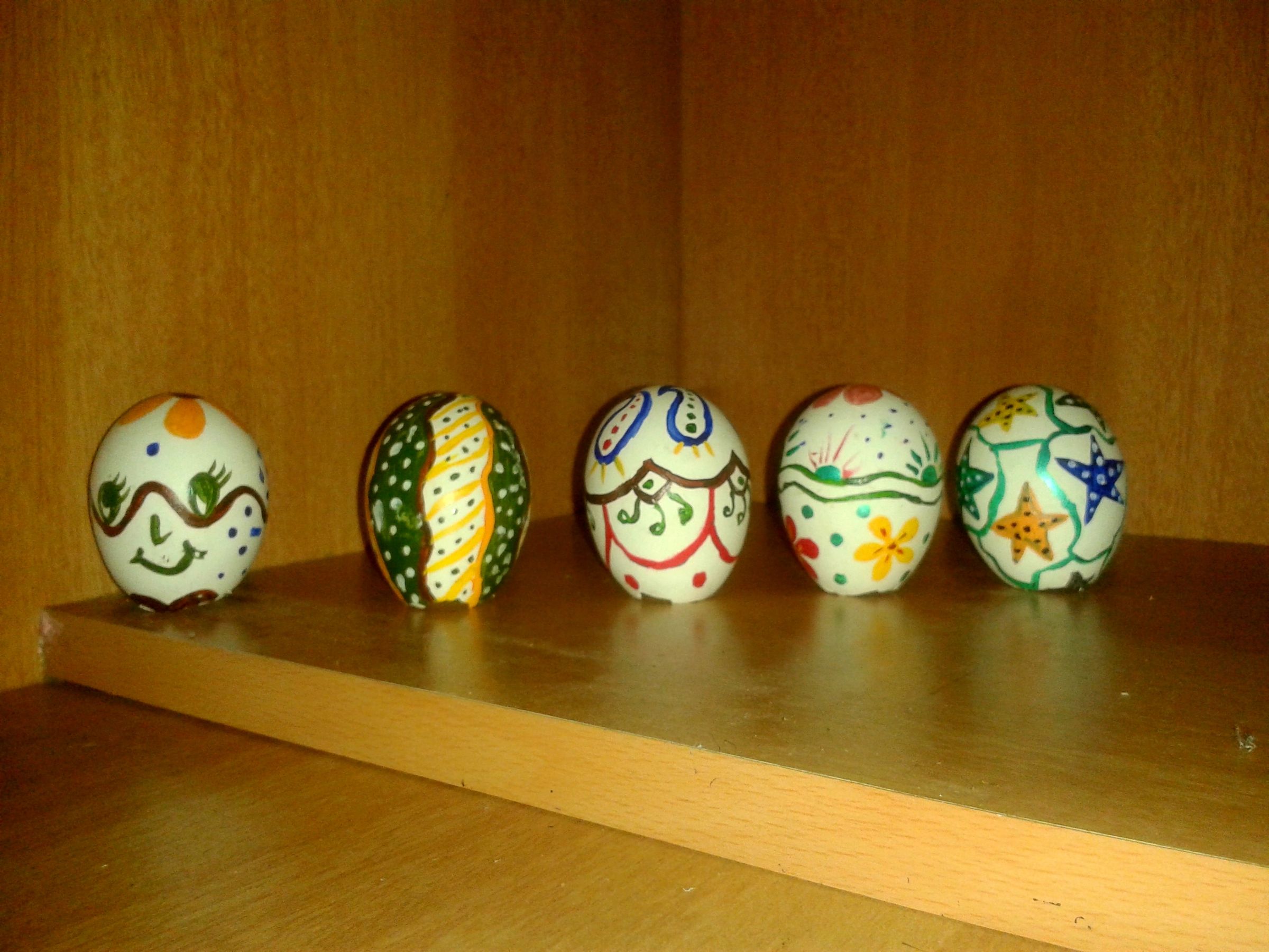 Extraordinary Eggs : Painted : 3 Steps - Instructables