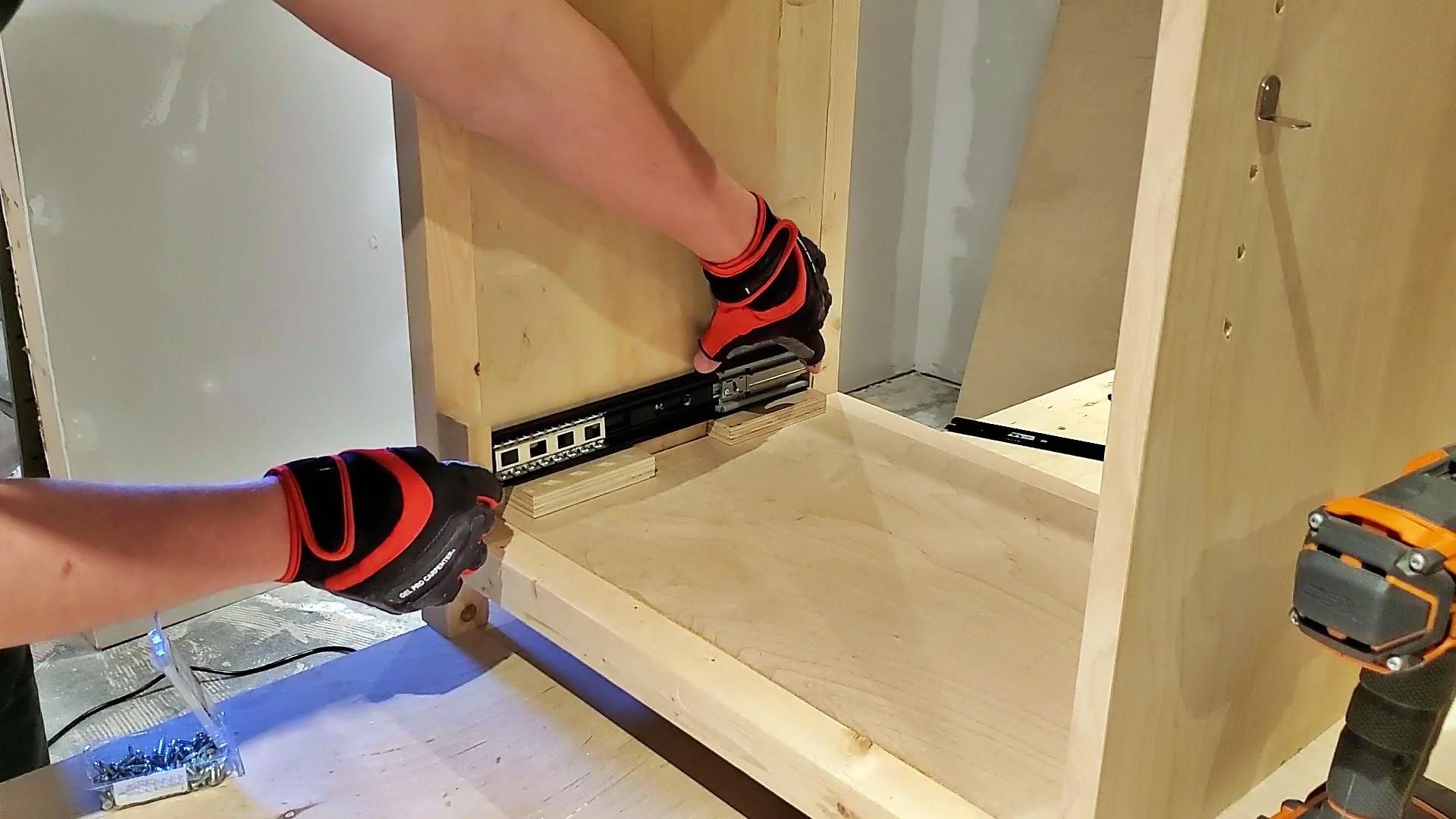 Beginners Guide to Drawers. Measure, Cut, Assemble, Mount, Finish. No ...