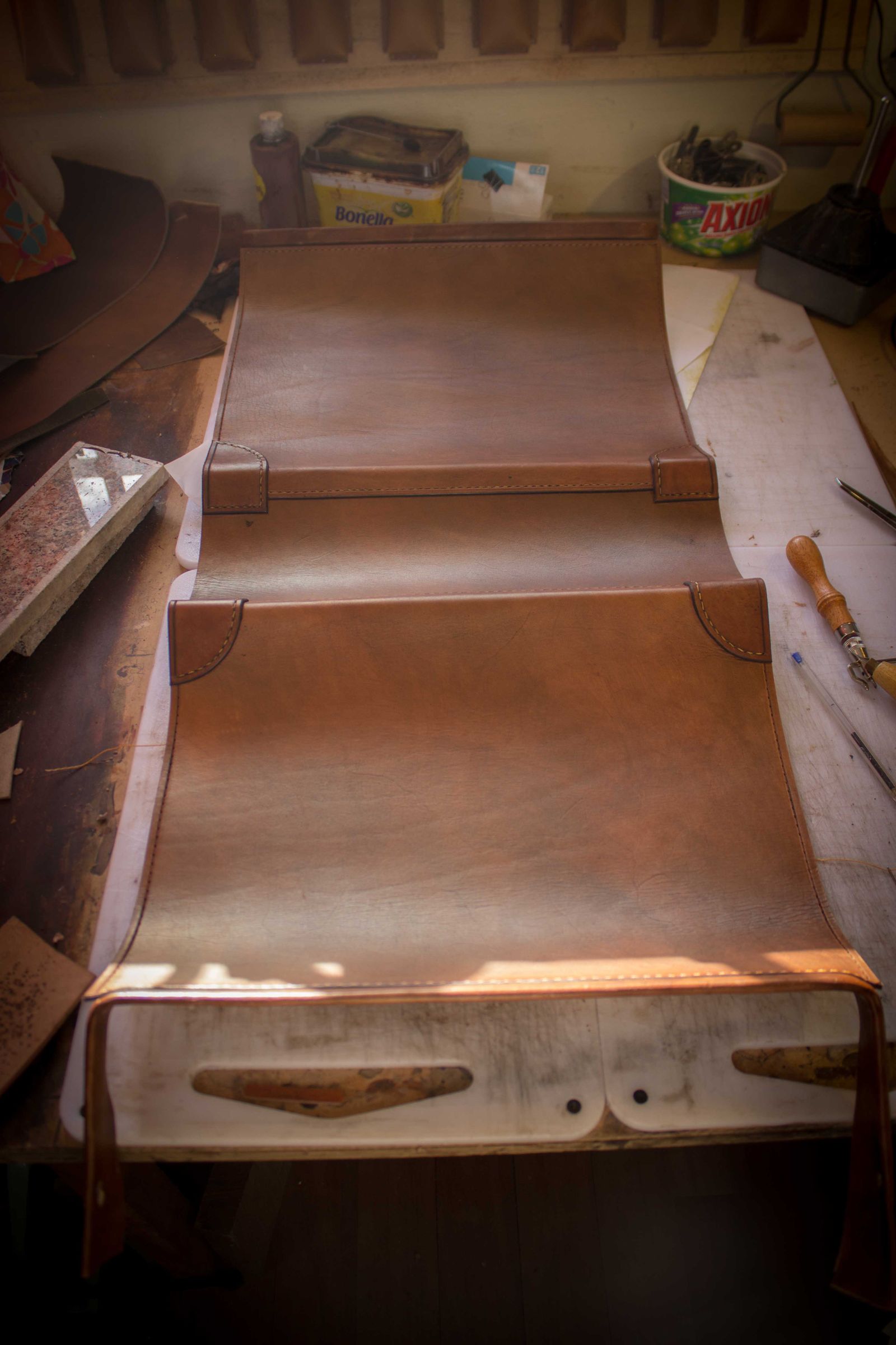 Leather MD Briefcase (Doctor's Bag) : 13 Steps (with Pictures ...