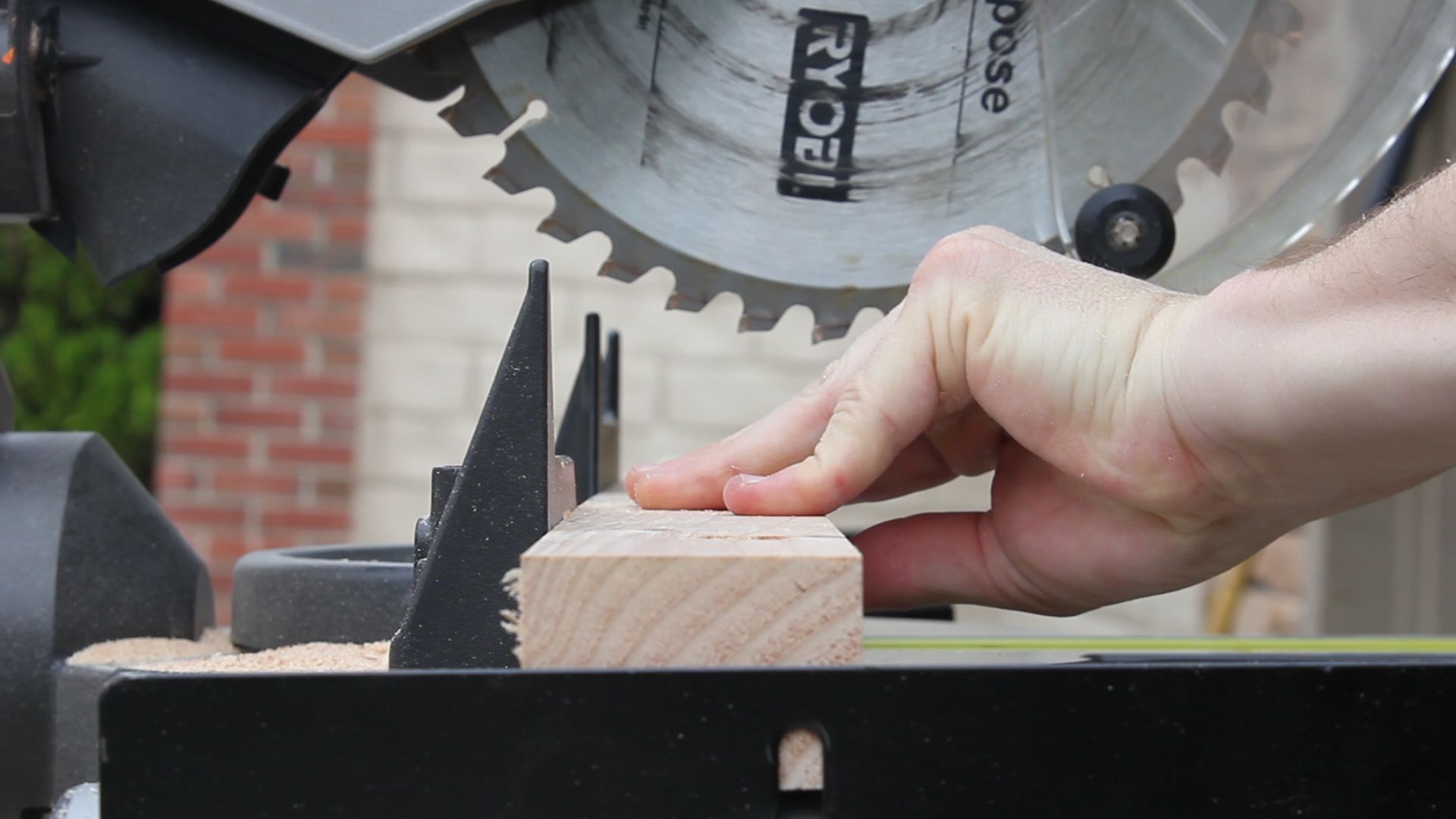 Modern Box-Joint Coffee Table : 16 Steps (with Pictures) - Instructables