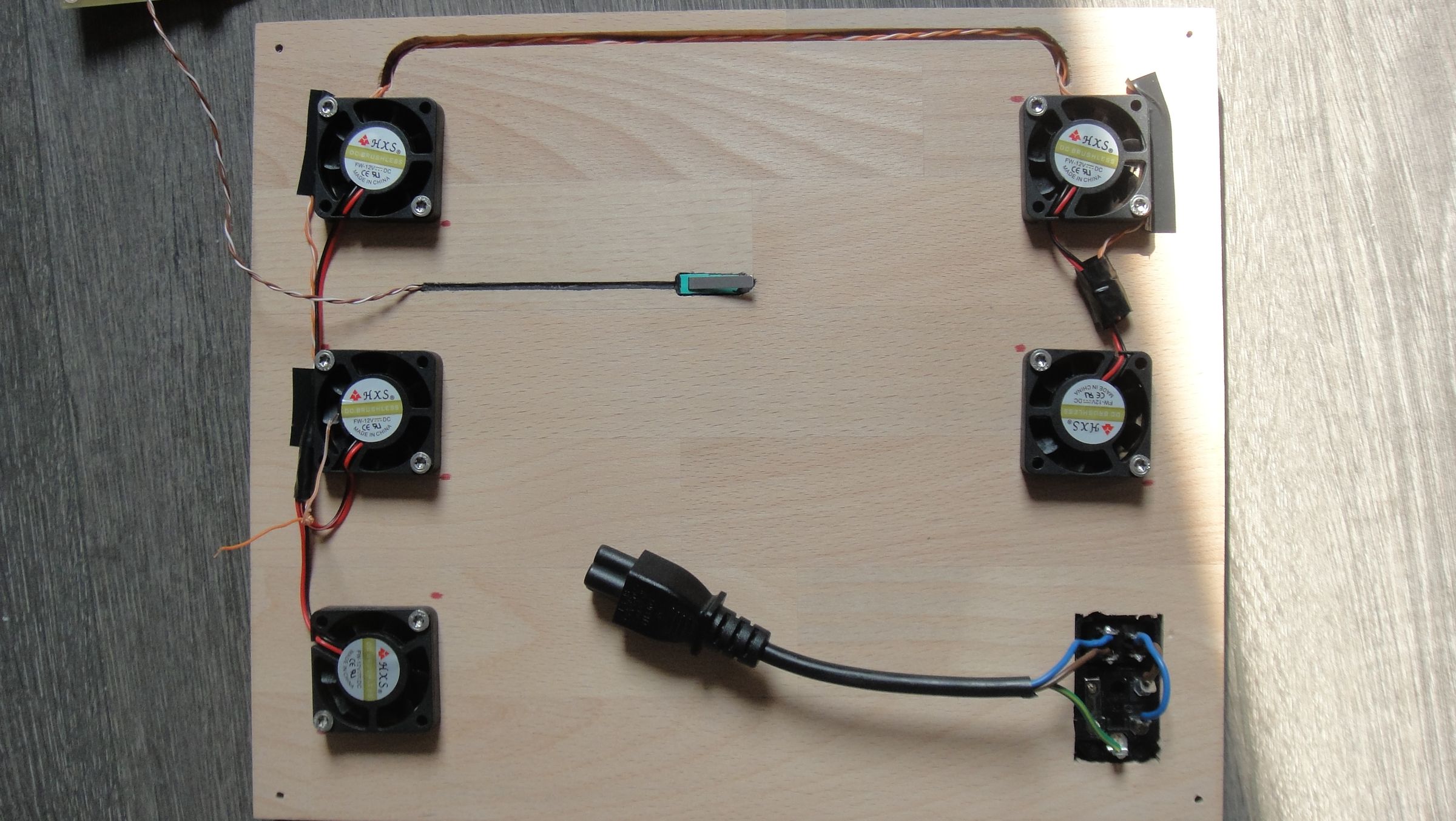 Homemade UV Exposure Box : 4 Steps - Instructables