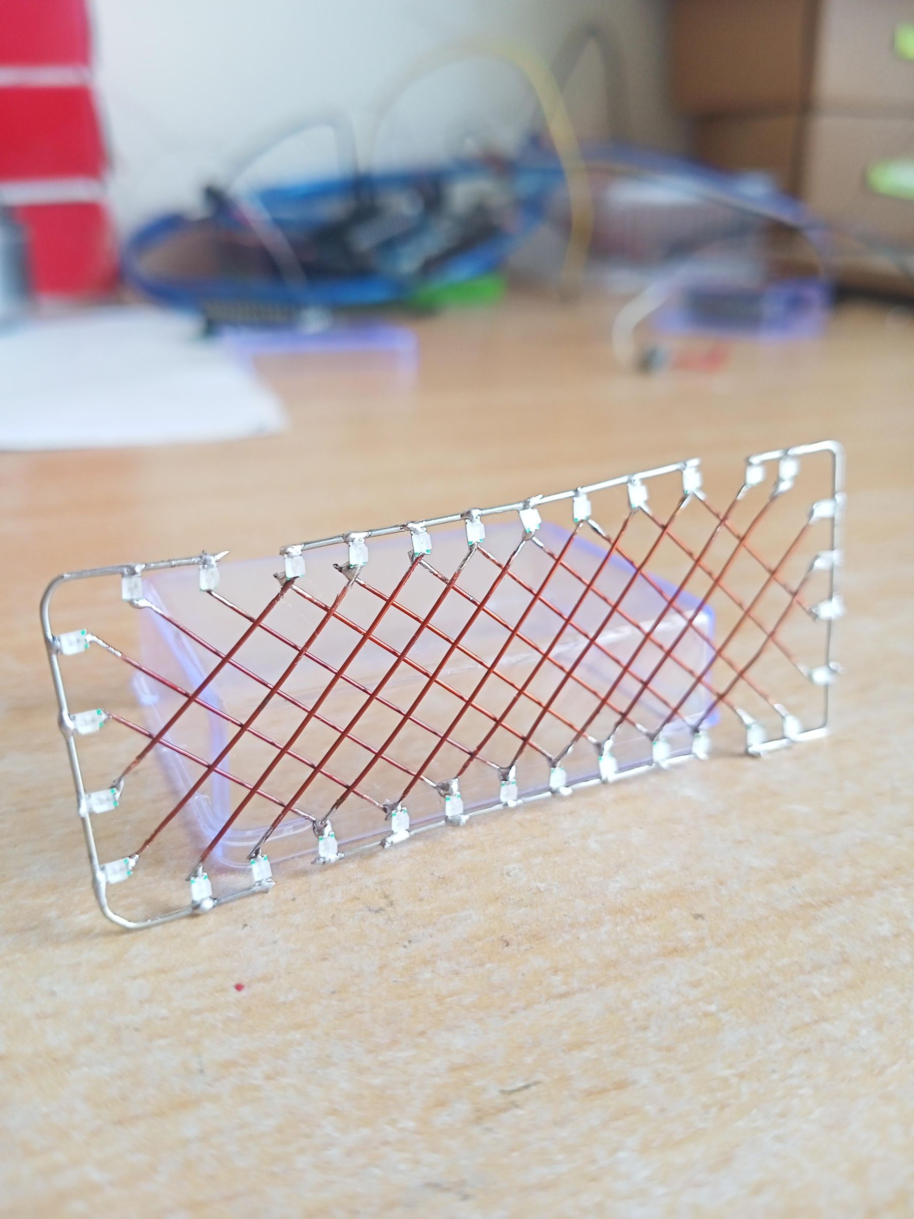 LED Circuit Sculpture : 10 Steps (with Pictures) - Instructables