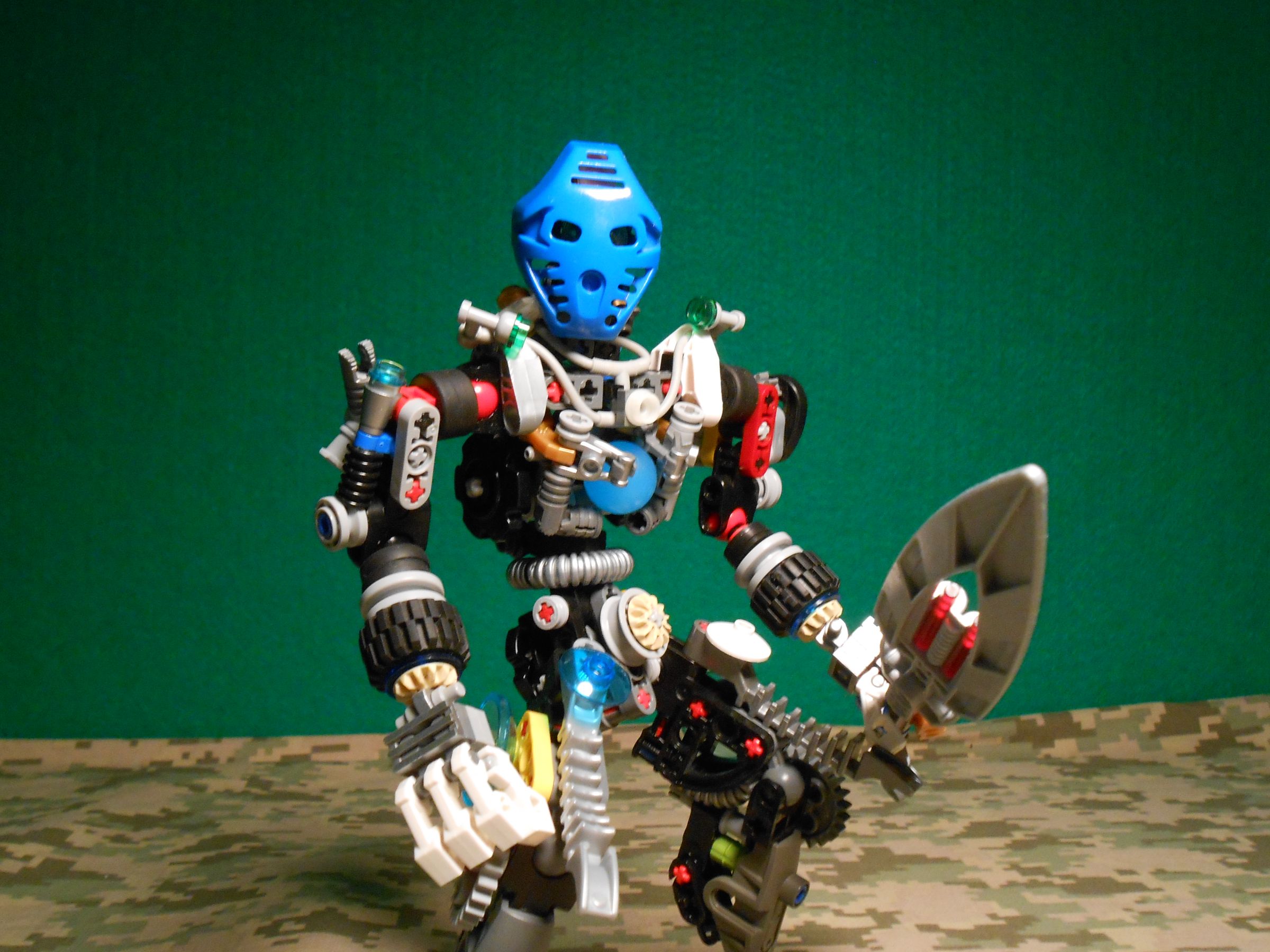 Bionicle MOC Needs a Name. - Instructables