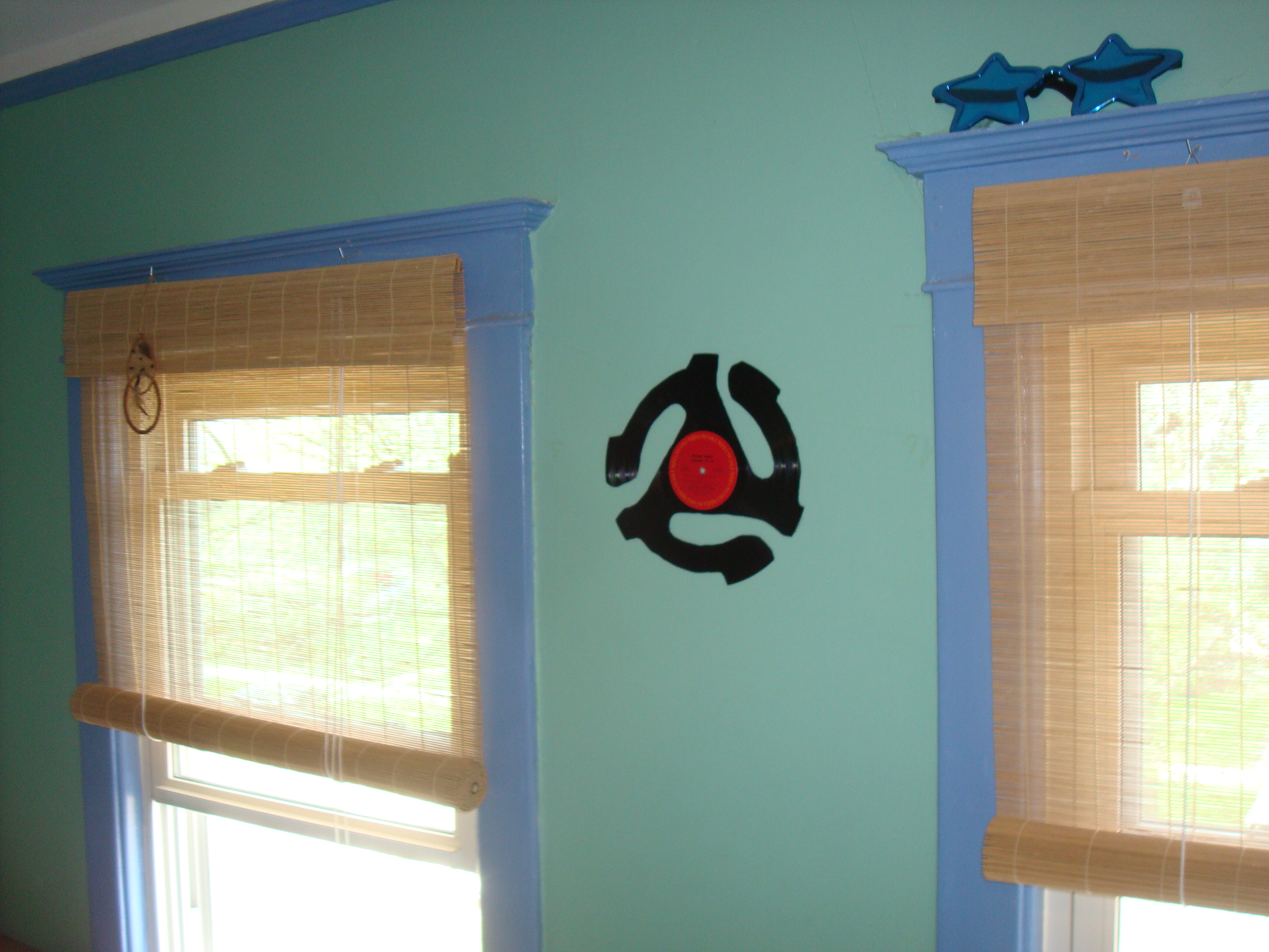 Vinyl Record Cutouts : 7 Steps - Instructables