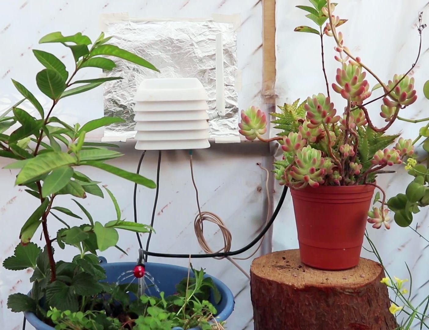 Autonomous Solar-powered Irrigation & Monitoring Station : 12 Steps ...