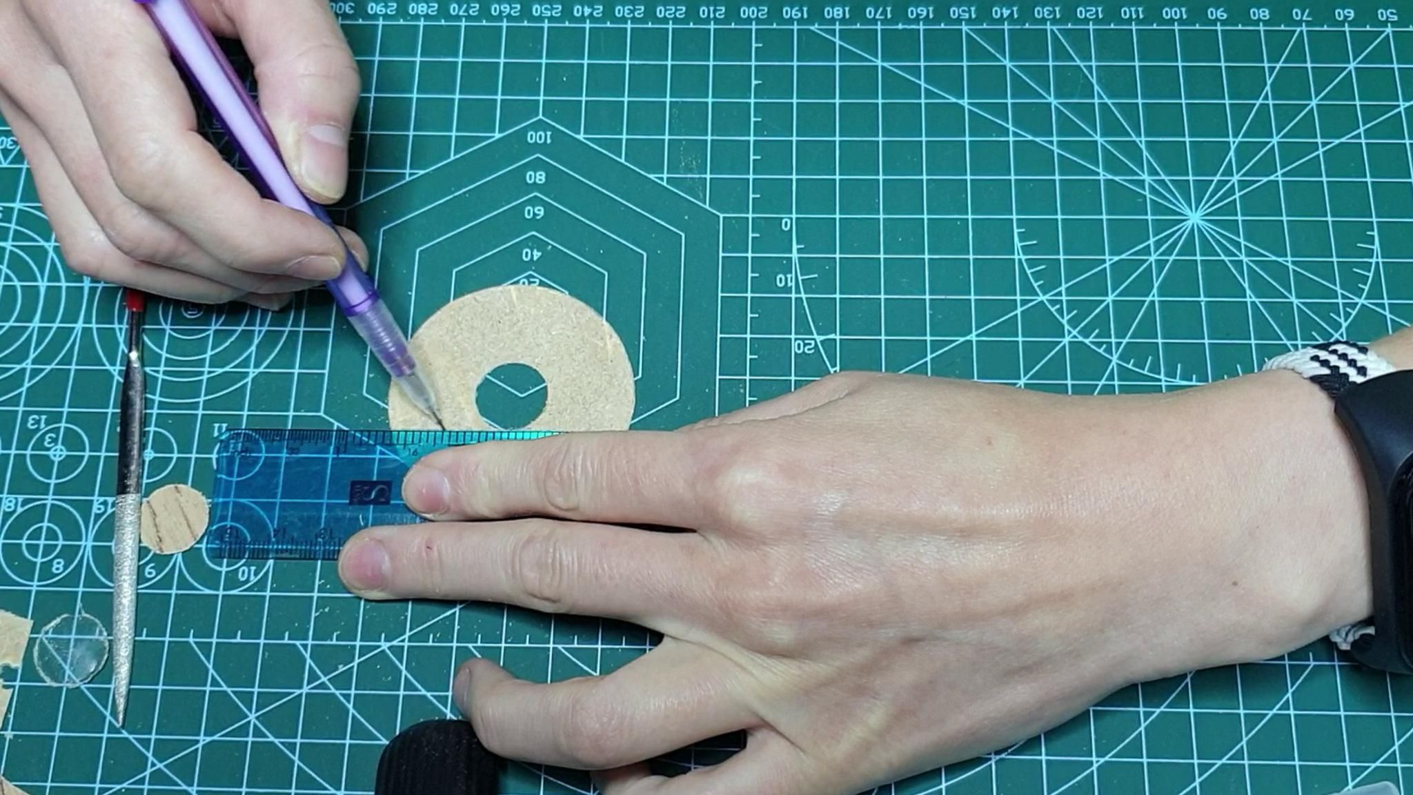 DIY Laminate Pipe Cover : 8 Steps (with Pictures) - Instructables