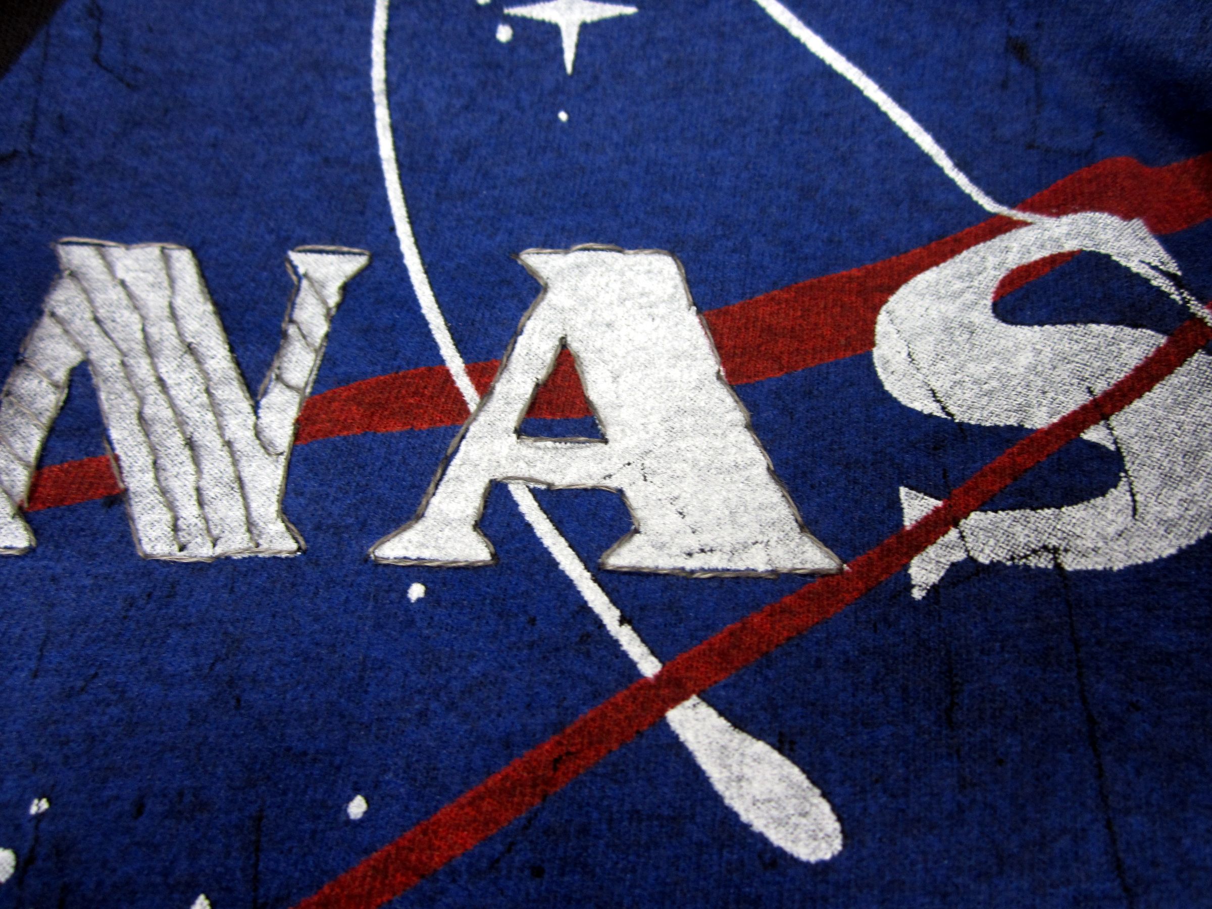 Interactive NASA Shirt Using Crazy Circuits : 9 Steps (with Pictures ...
